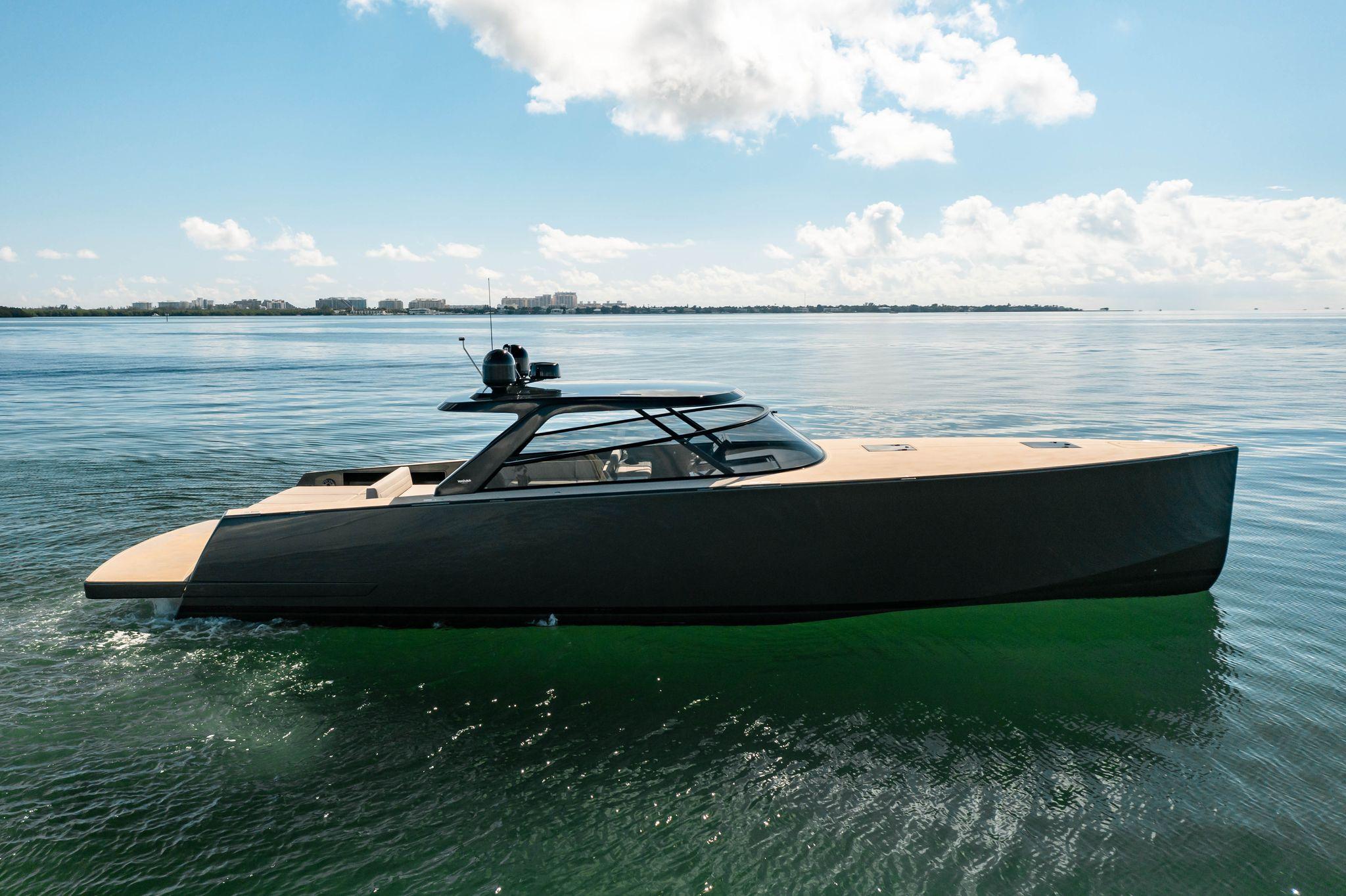 2025 VanDutch 56 Cruiser for sale - YachtWorld
