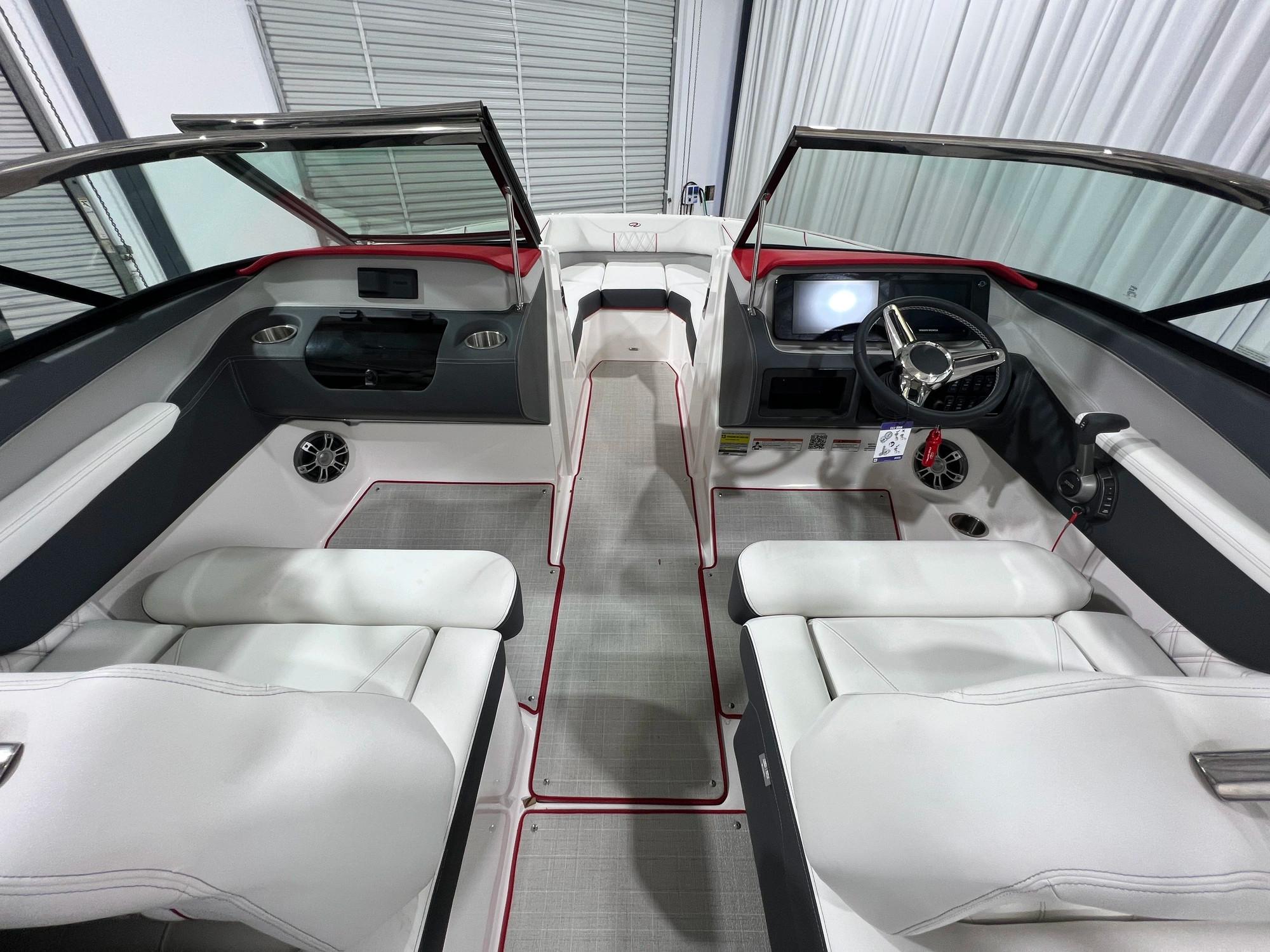 2024 Regal LS4 Surf Bowrider for sale - YachtWorld