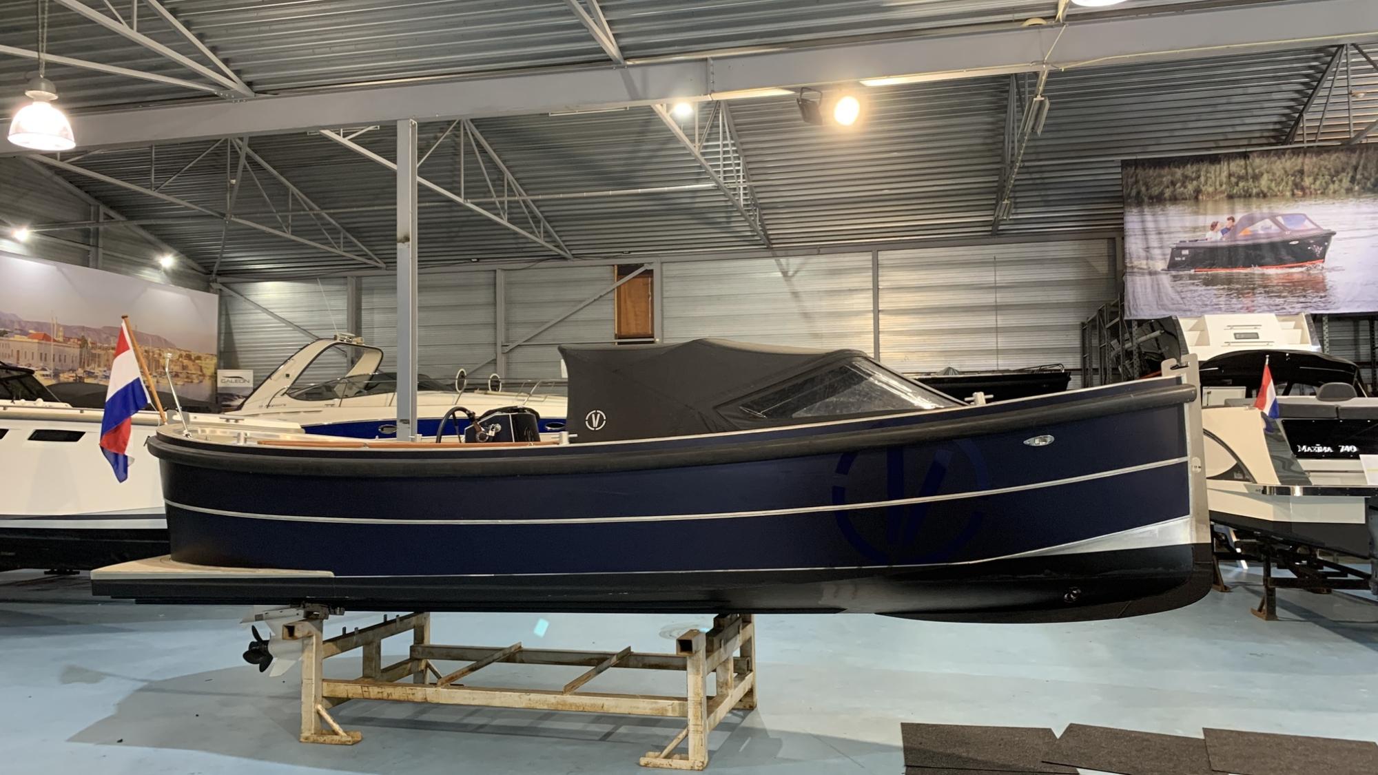 Van Vossen | 2022 | 8m | Boatshop24