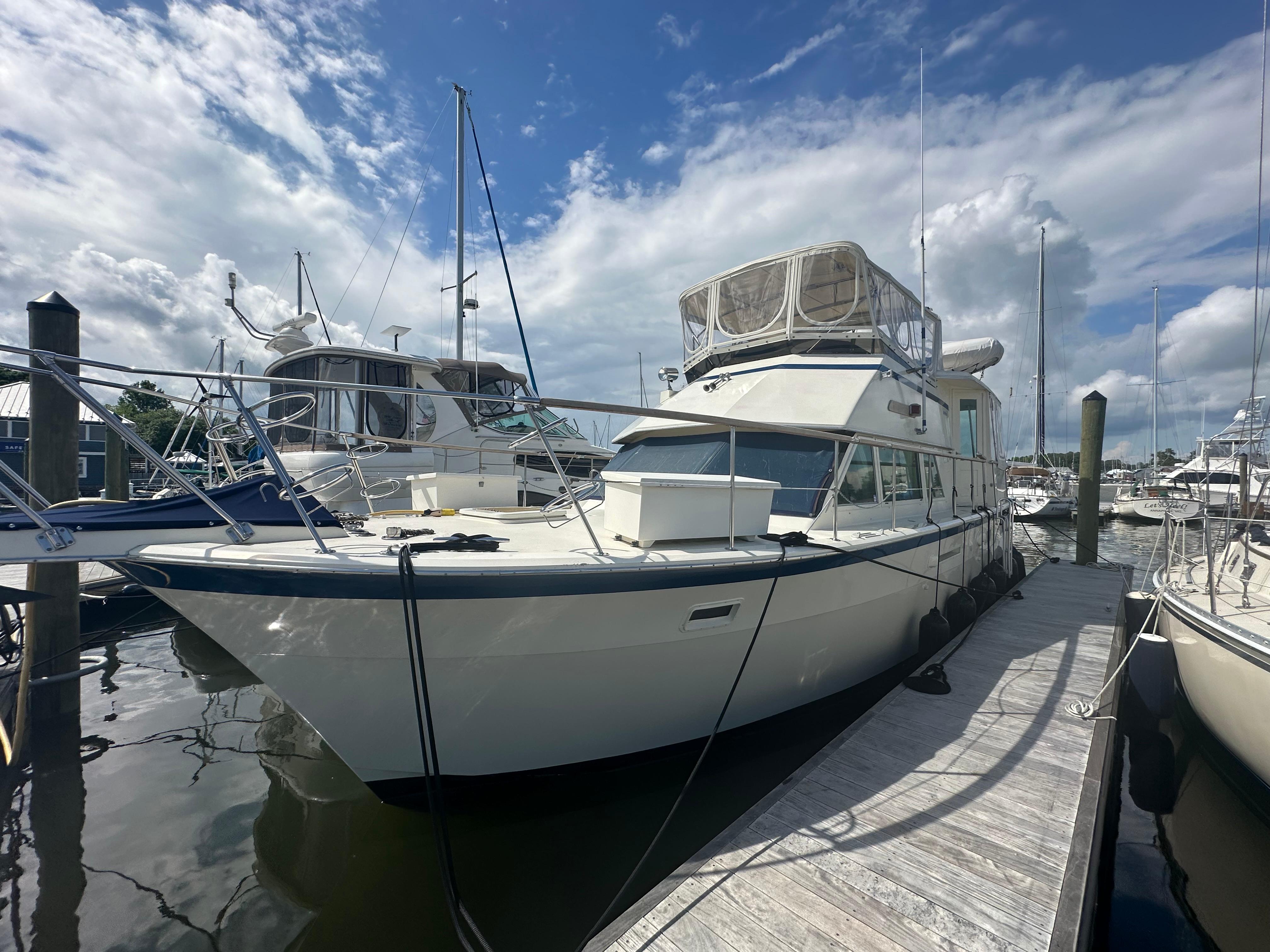 1986 Hatteras 43 MY Motor Yachts for sale - YachtWorld