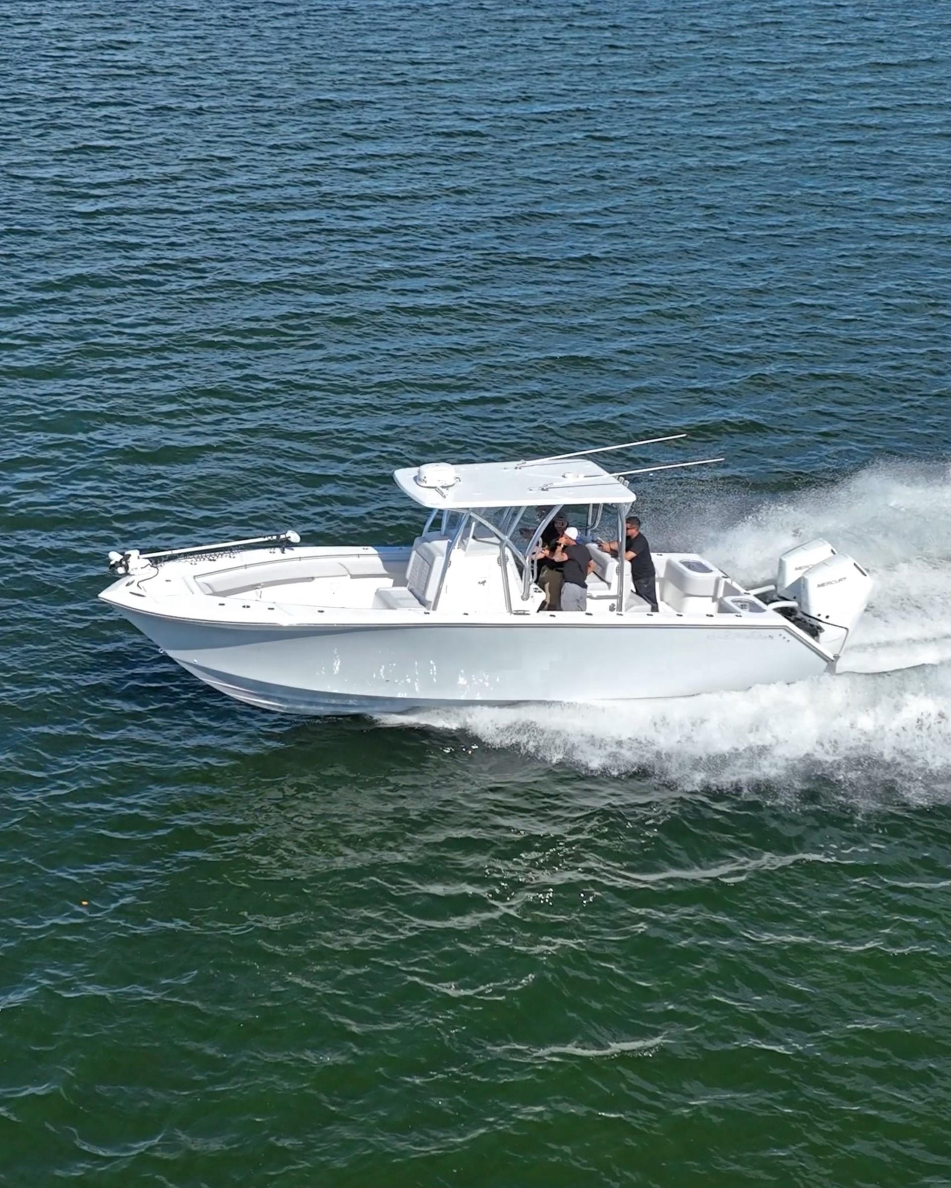 2024 SeaHunter 31 Center Console for sale - YachtWorld