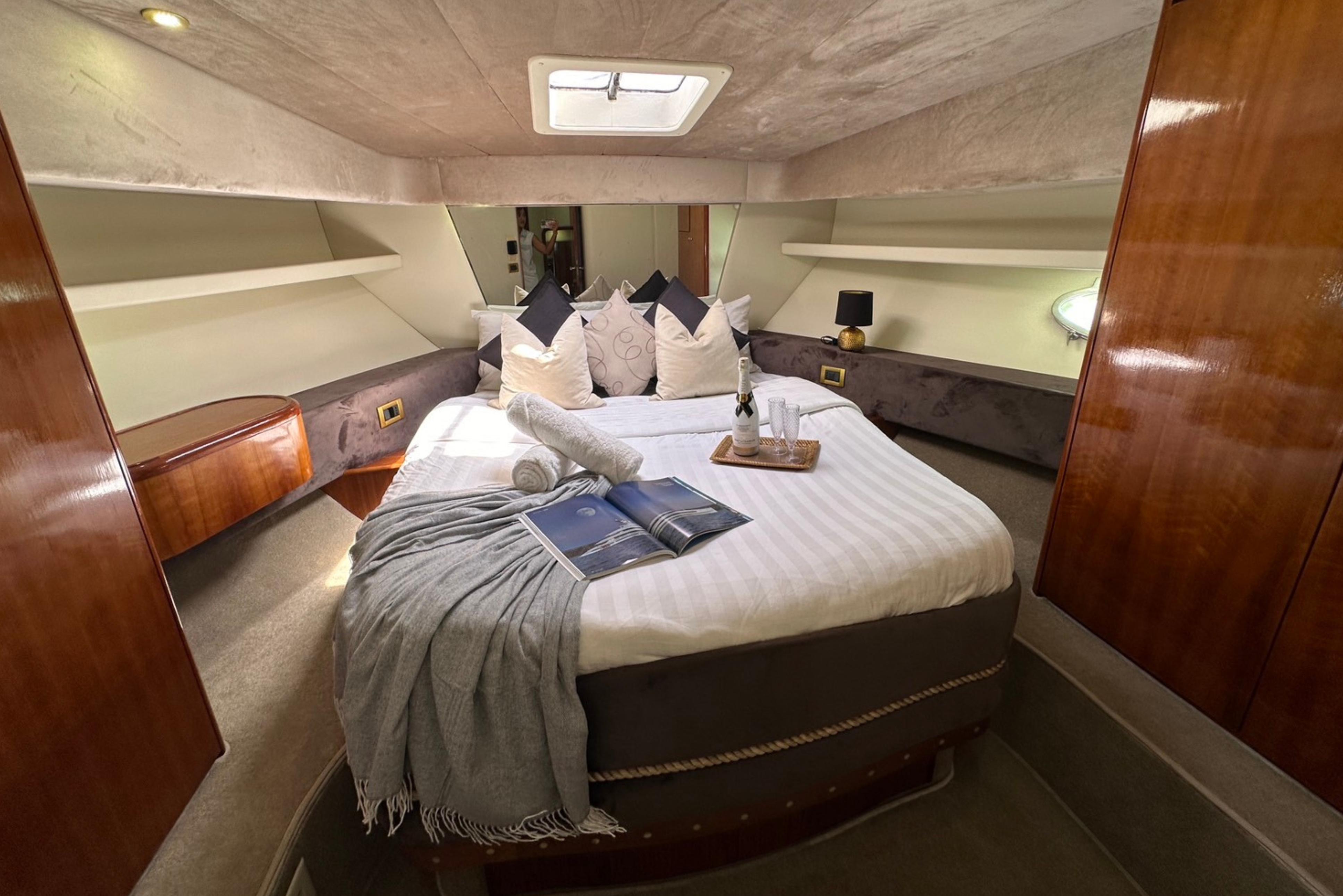 1999 Azimut 54 Flybridge for sale - YachtWorld