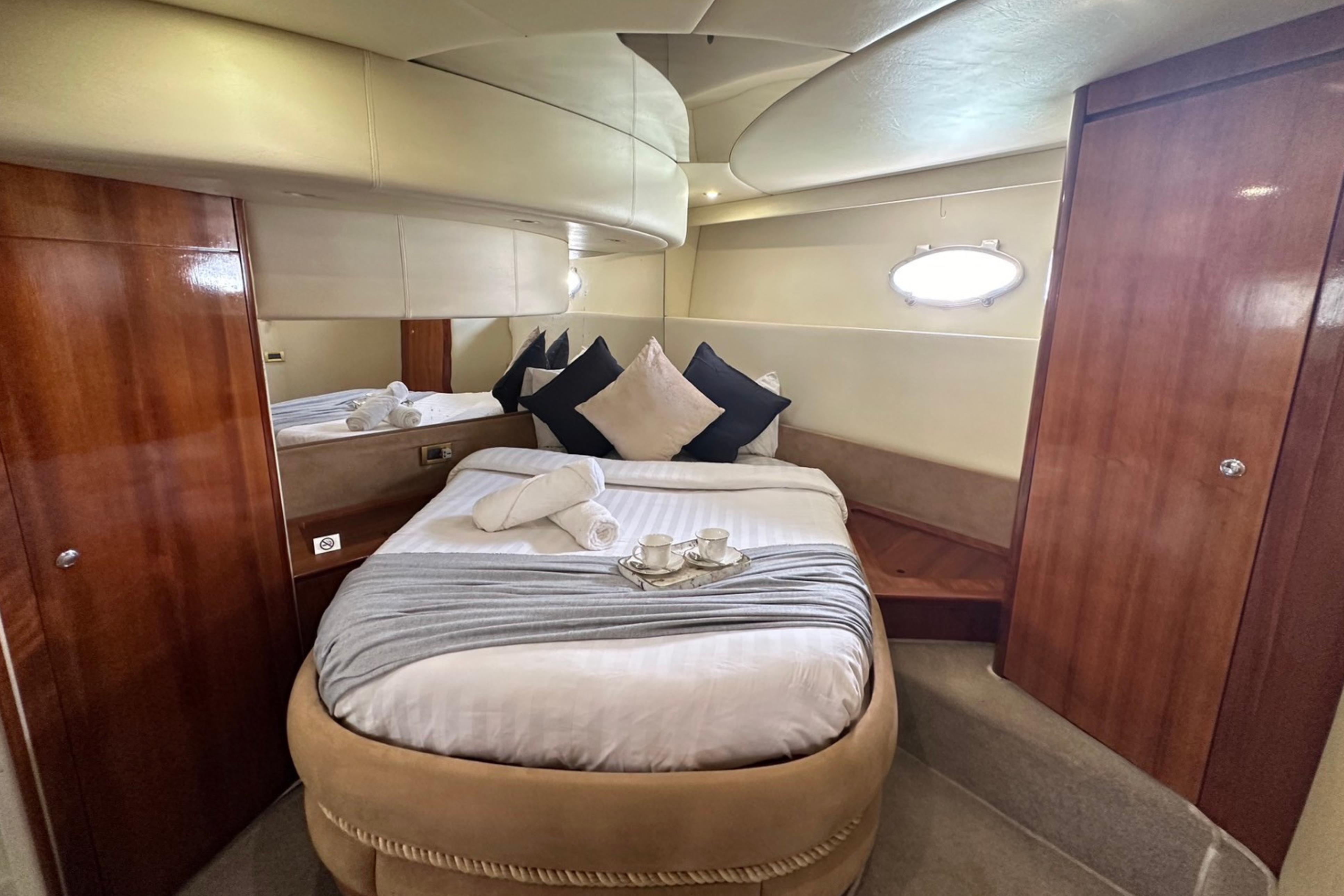 1999 Azimut 54 Flybridge for sale - YachtWorld