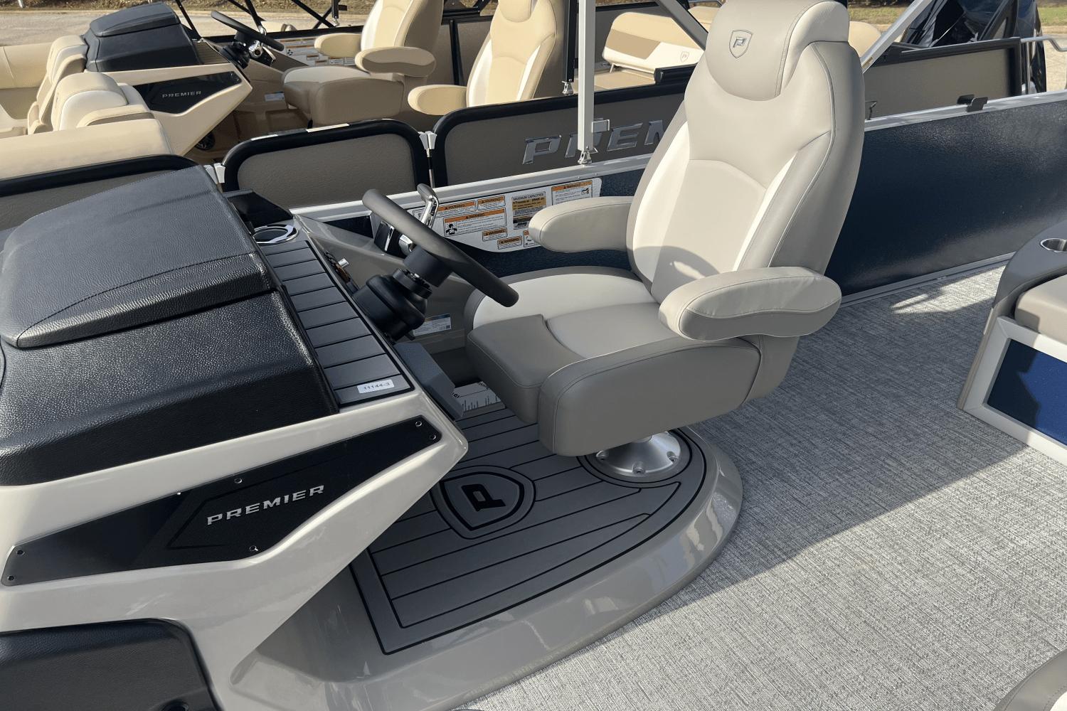 2024 Premier 230 Solaris Pontoon for sale - YachtWorld