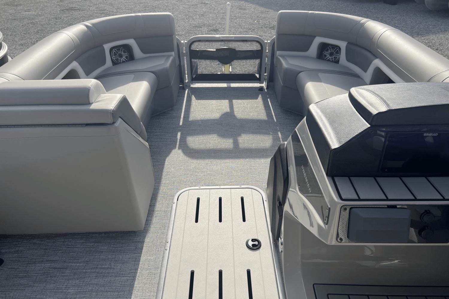 2024 Premier 230 Solaris Pontoon for sale - YachtWorld
