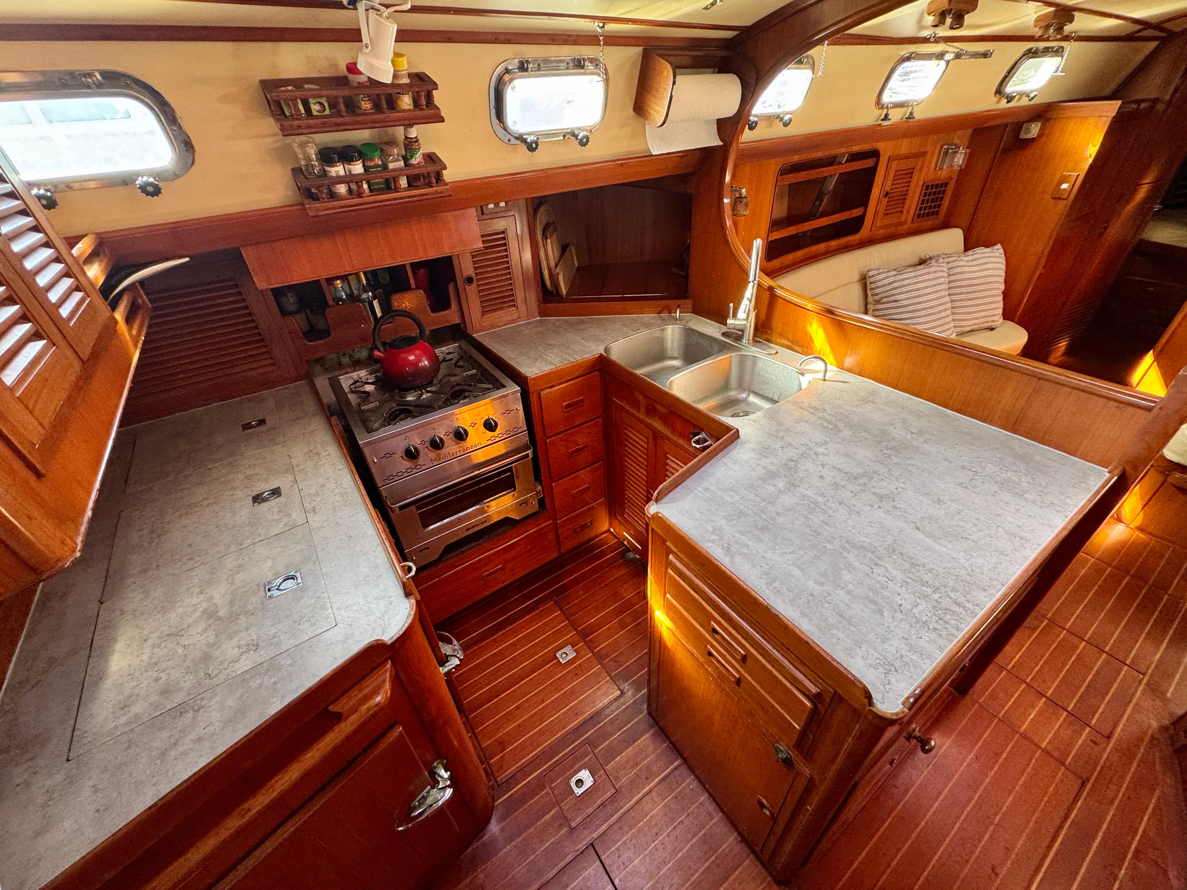1983 Tayana 52 Aft Cockpit Cruiser for sale - YachtWorld