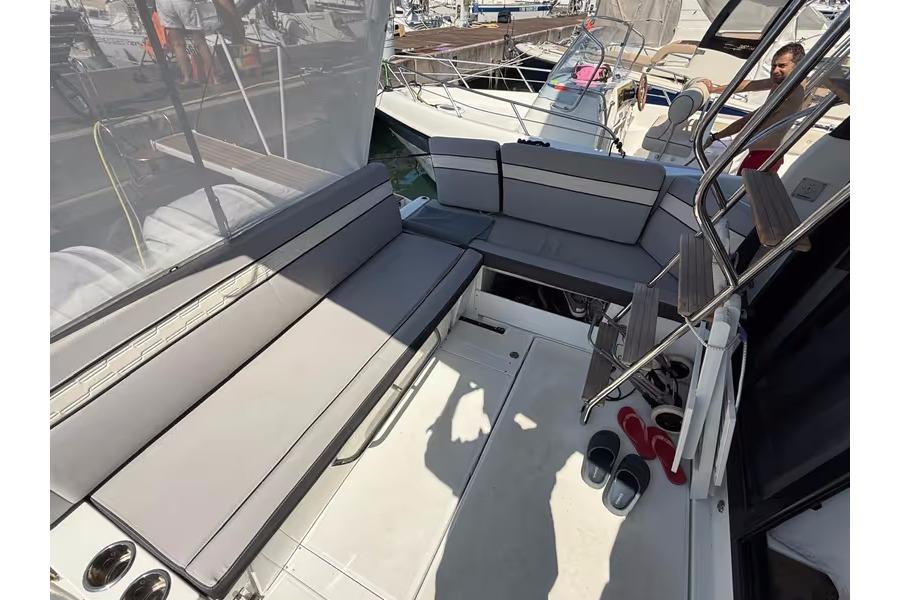 Ocasión 2024 Jeanneau Merry Fisher 1095 Fly - Genova | TopBarcos.com