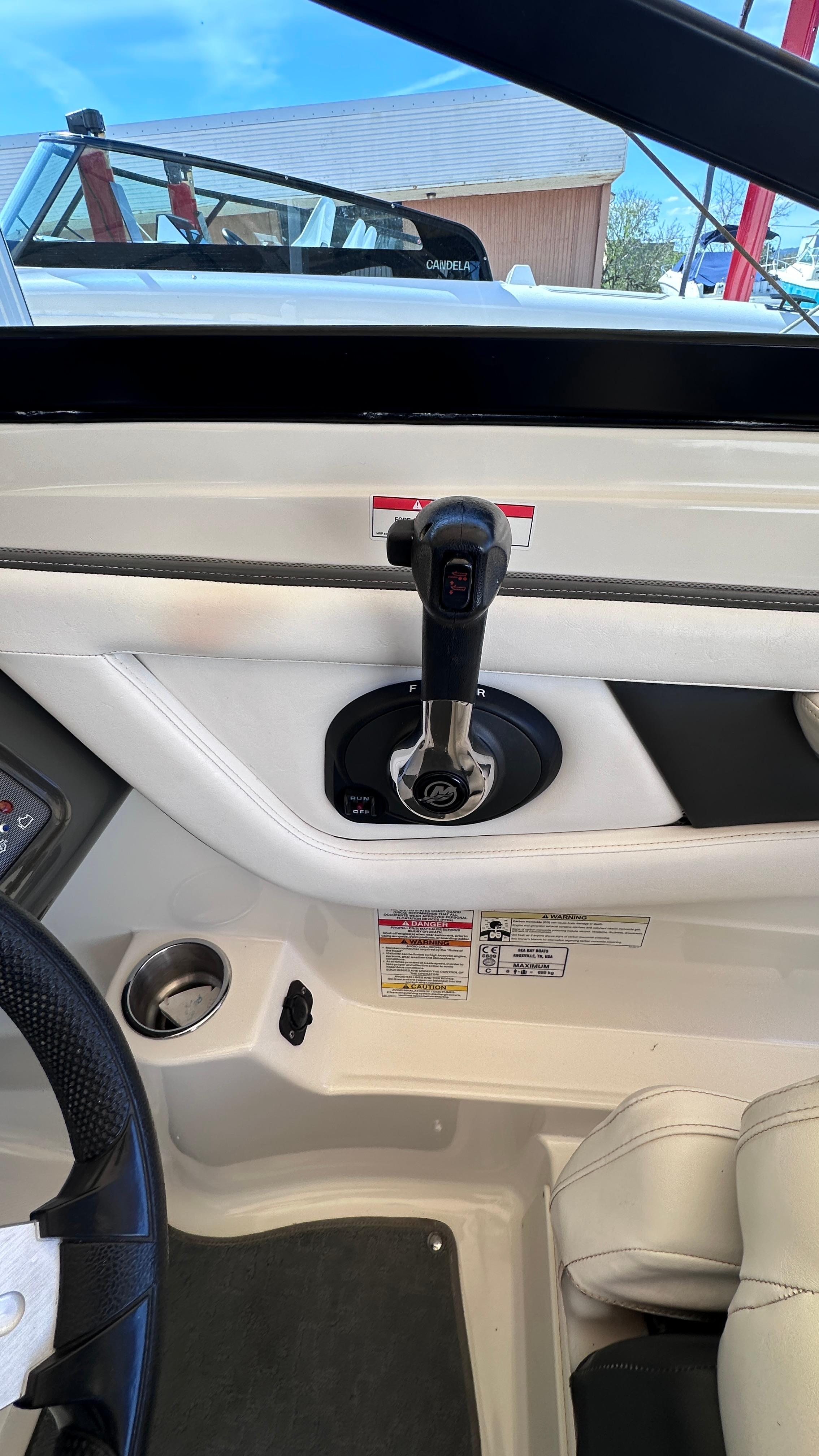 2016 Sea Ray 19 SPX Bowrider for sale - YachtWorld