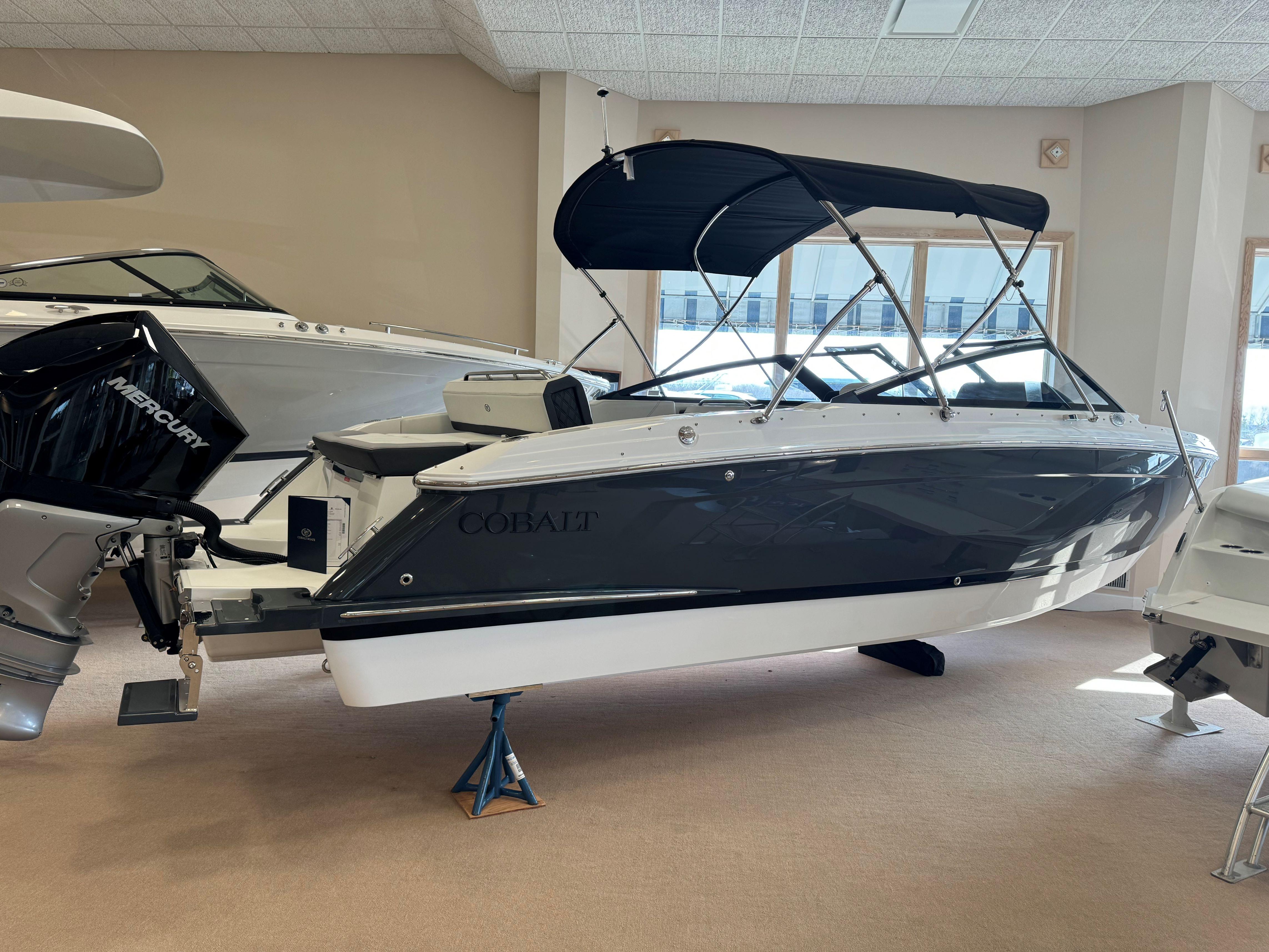 2024 Cobalt R4 Outboard Bowrider for sale - YachtWorld