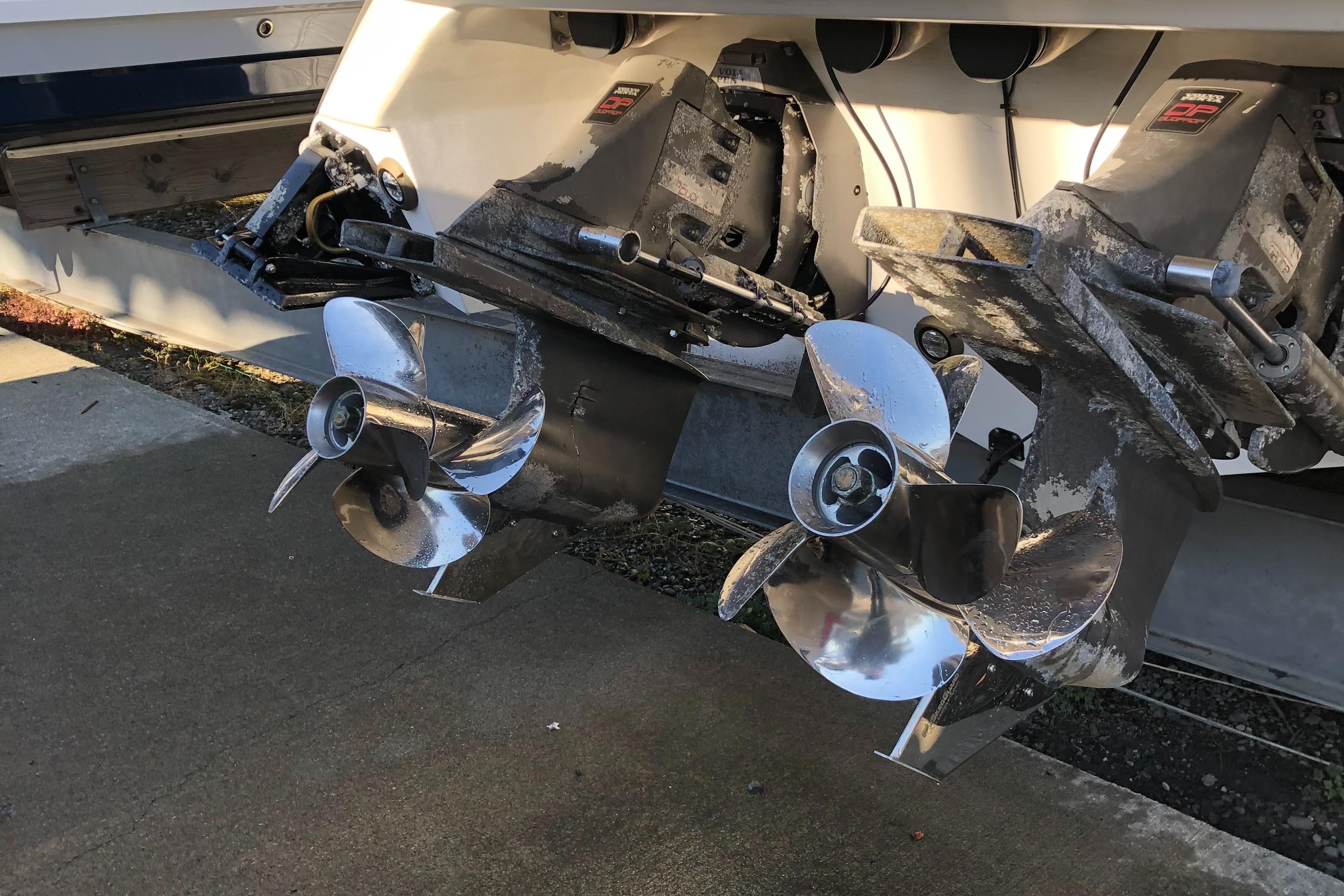 2005 Cobalt 360 High Performance for sale - YachtWorld