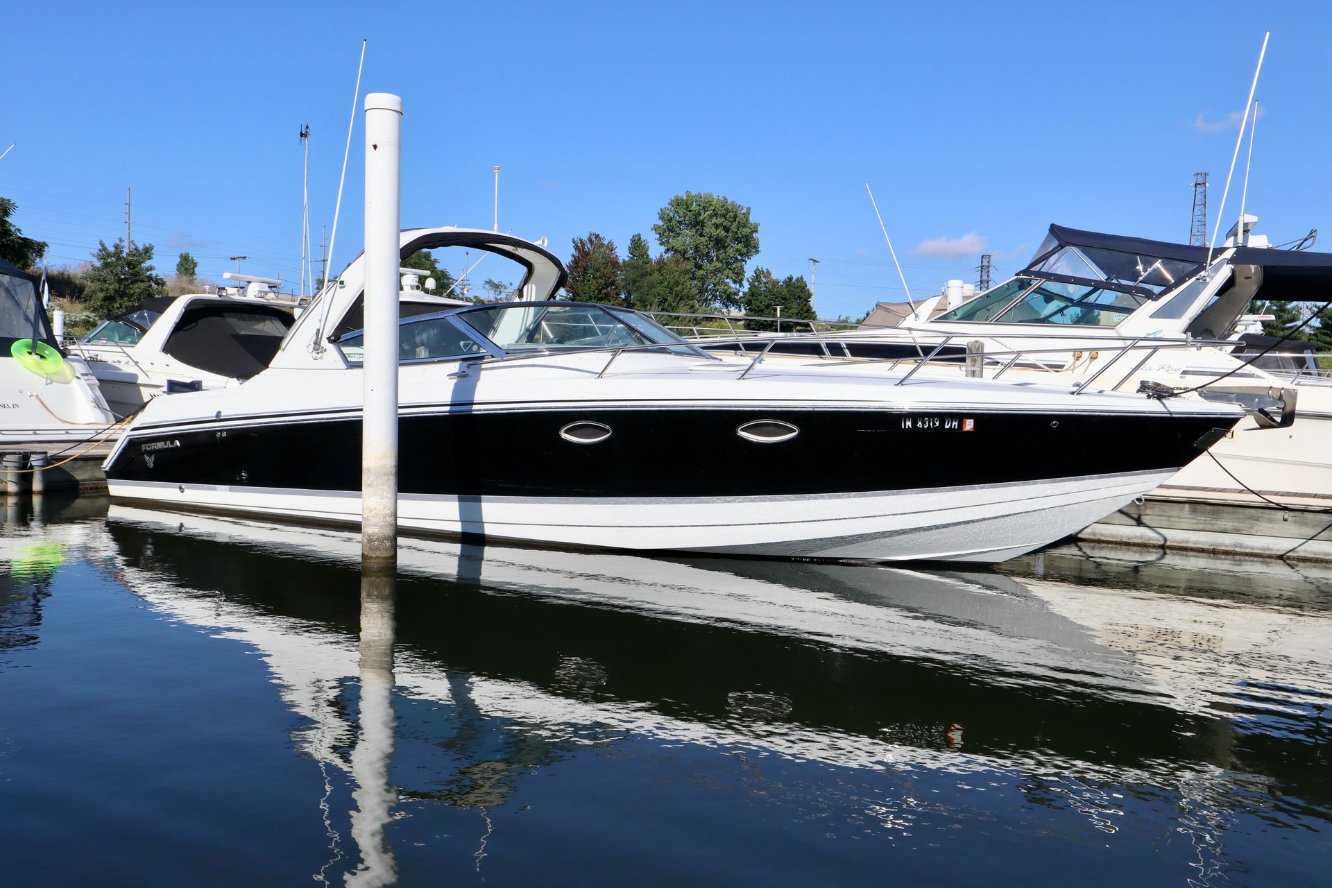 2003 Formula 33 Sun Sport - Weber Yachts