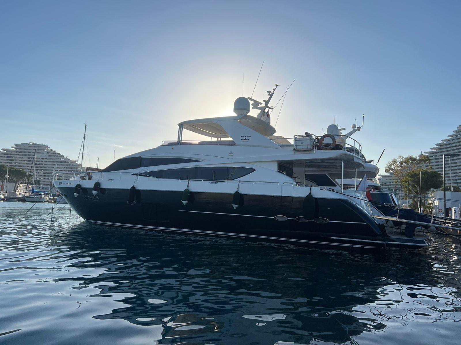 2012 Princess 85 Motor Yacht Cruiser for sale - YachtWorld