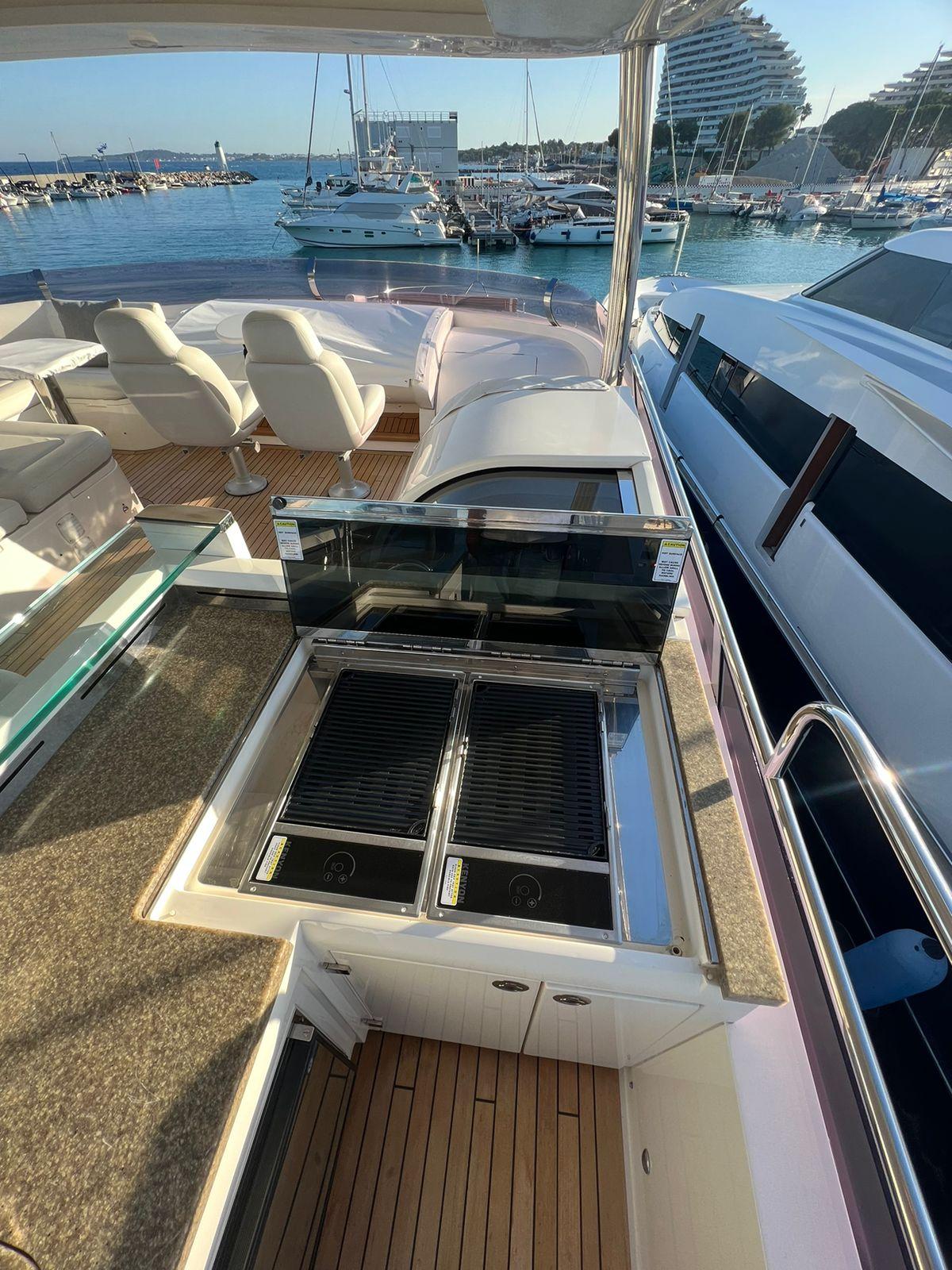 2012 Princess 85 Motor Yacht Cruiser for sale - YachtWorld