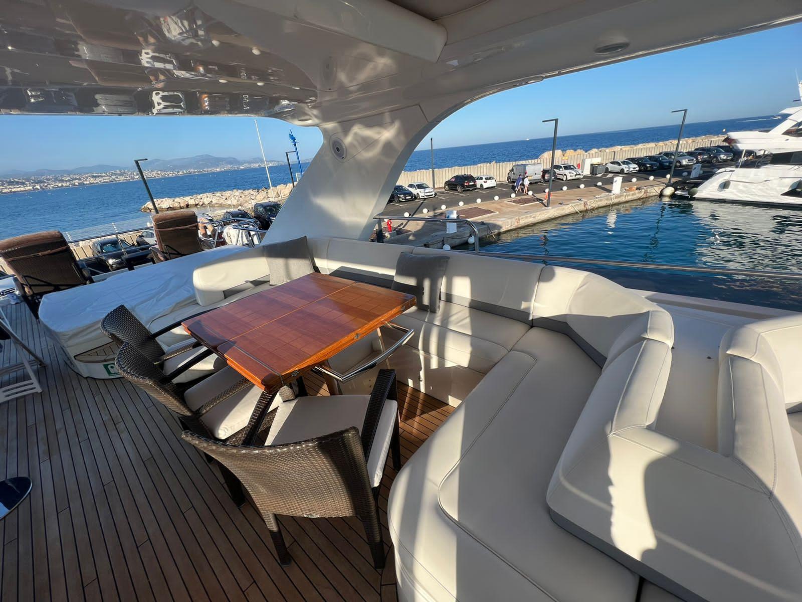 2012 Princess 85 Motor Yacht Cruiser for sale - YachtWorld