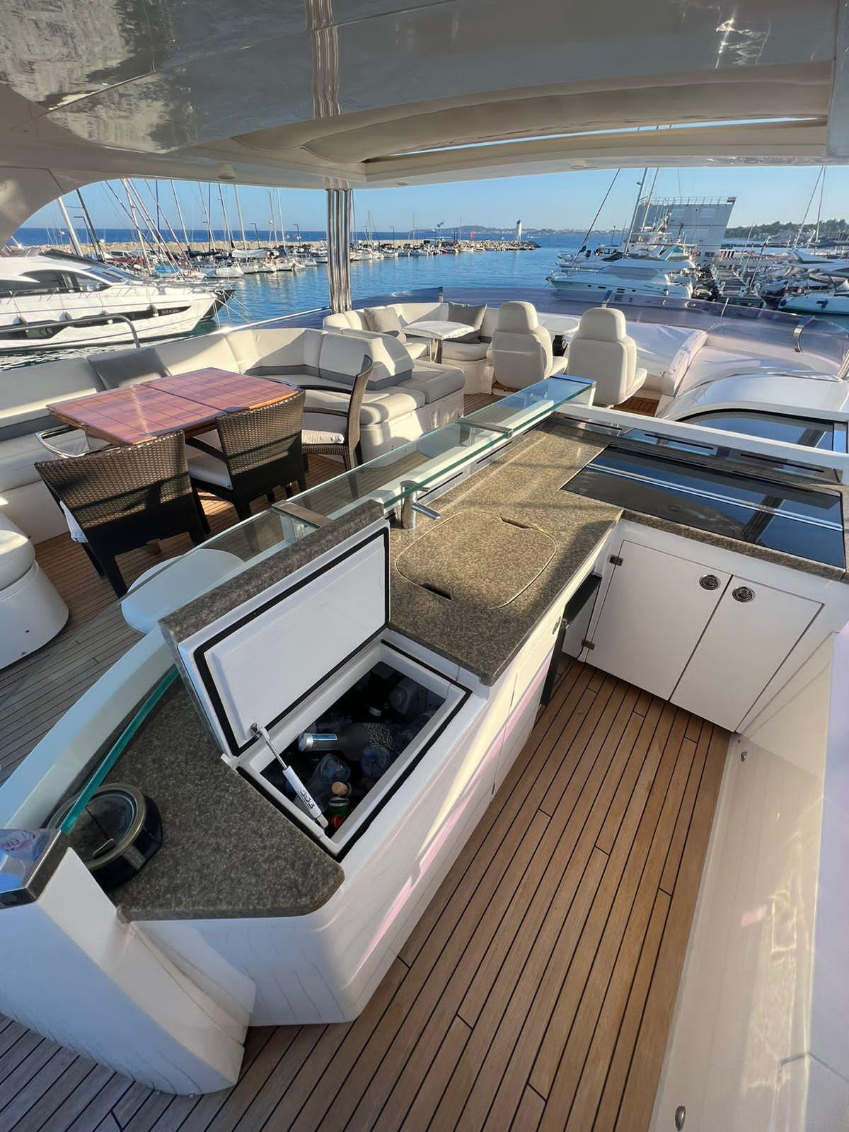 2012 Princess 85 Motor Yacht Cruiser for sale - YachtWorld