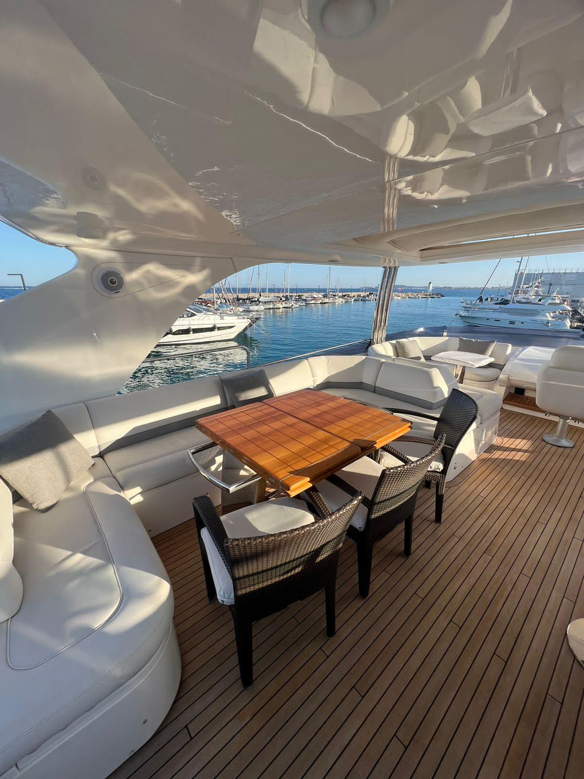 2012 Princess 85 Motor Yacht Cruiser for sale - YachtWorld