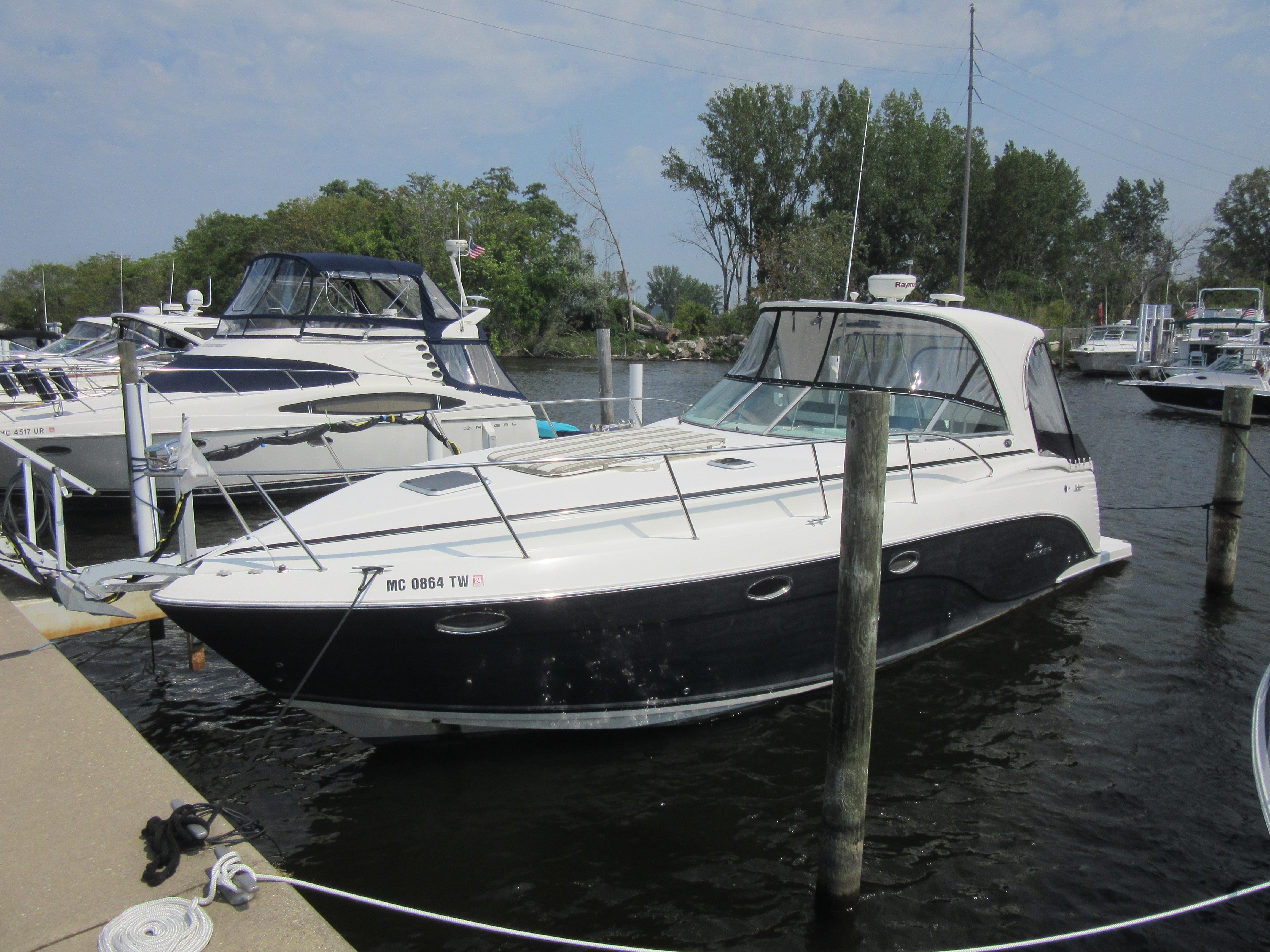 2008 Rinker 370 Express Cruiser Express Cruiser for sale - YachtWorld