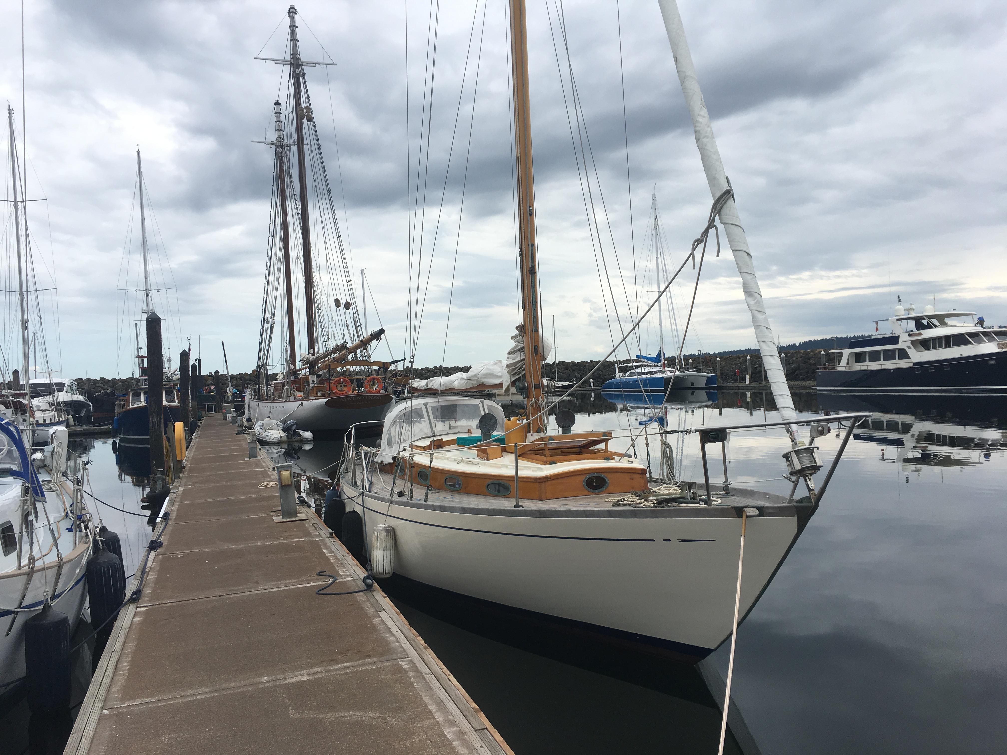 1961 Sparkman & Stephens Pipe Dream Cruising Sloop Antique and Classic ...