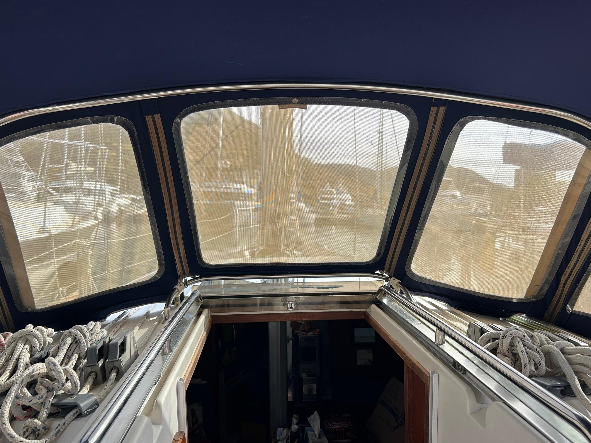 1988 CS 36 Merlin Cruiser for sale - YachtWorld