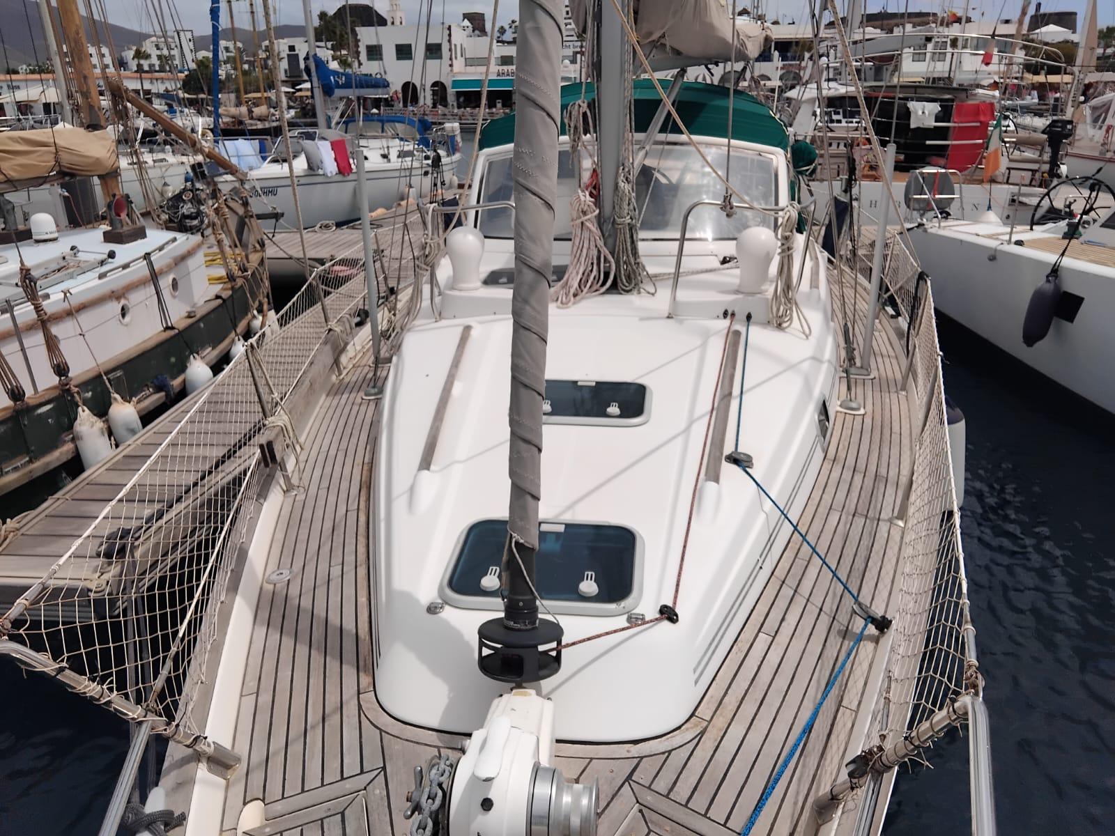 2000 Beneteau Oceanis 40 CC Clipper Cruiser for sale - YachtWorld