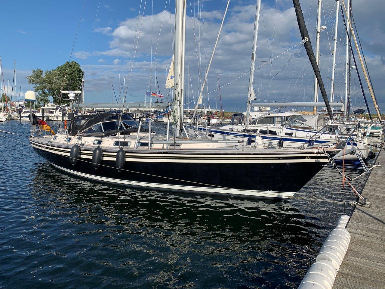 1993 Hallberg-Rassy 45 Centre Cockpit for sale - YachtWorld