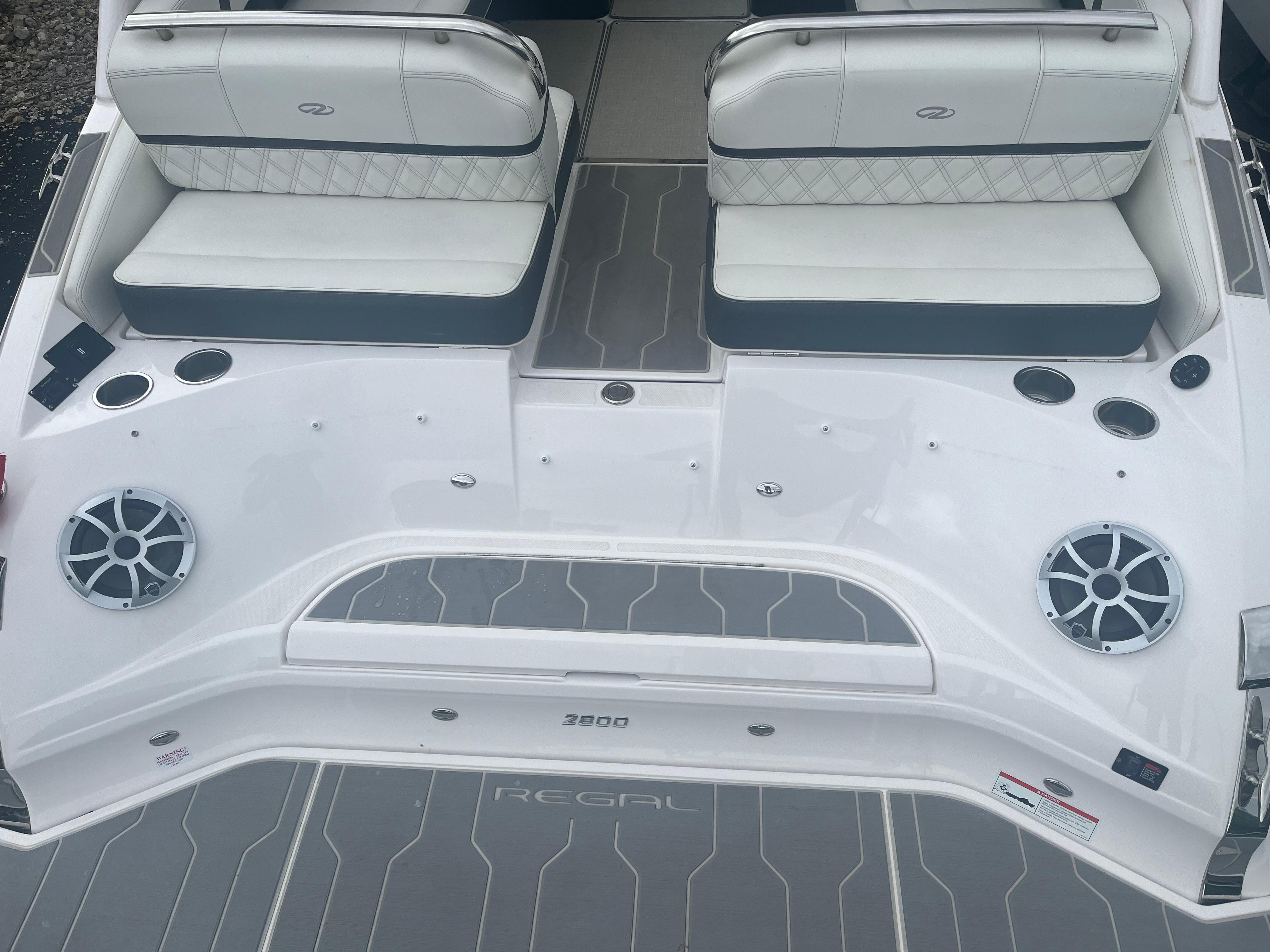 2020 Regal 2800 Bowrider Bowrider for sale - YachtWorld