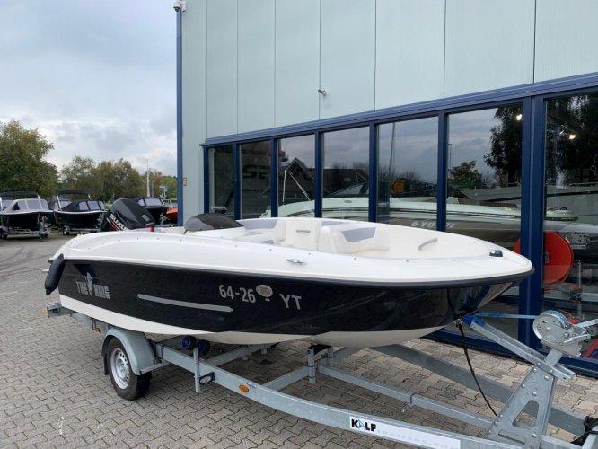 Bayliner ELEMENT E5 | 2015 | 5m | Boatshop24