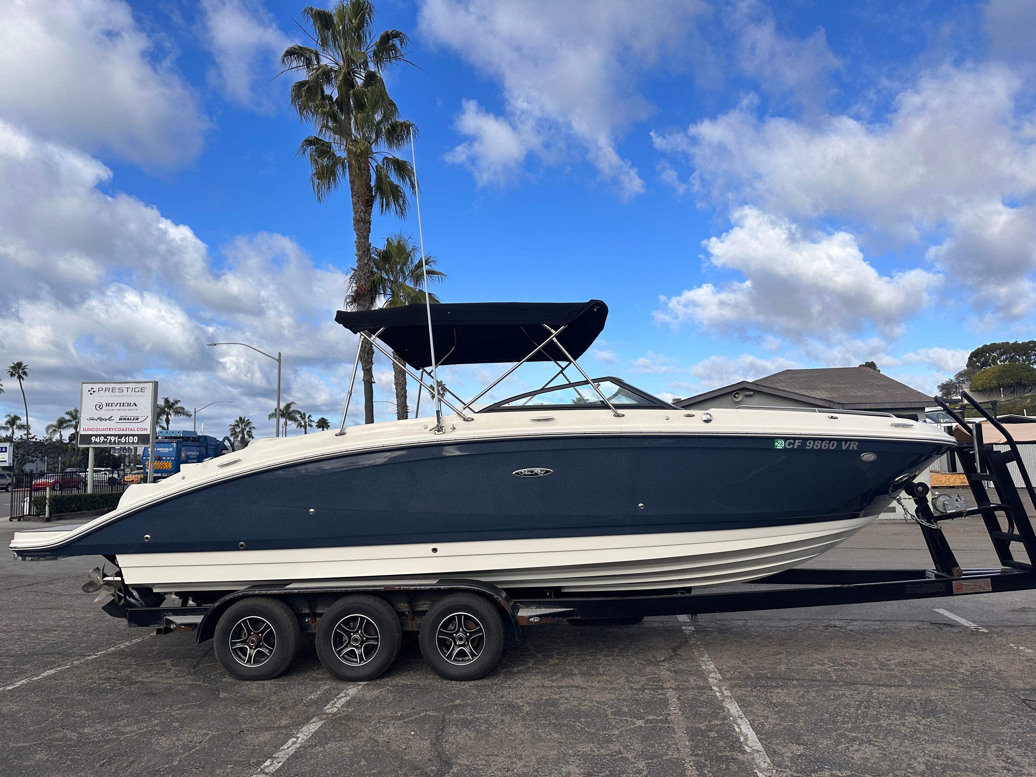 2018 Sea Ray SDX 270 Deckboot Kaufen - YachtWorld