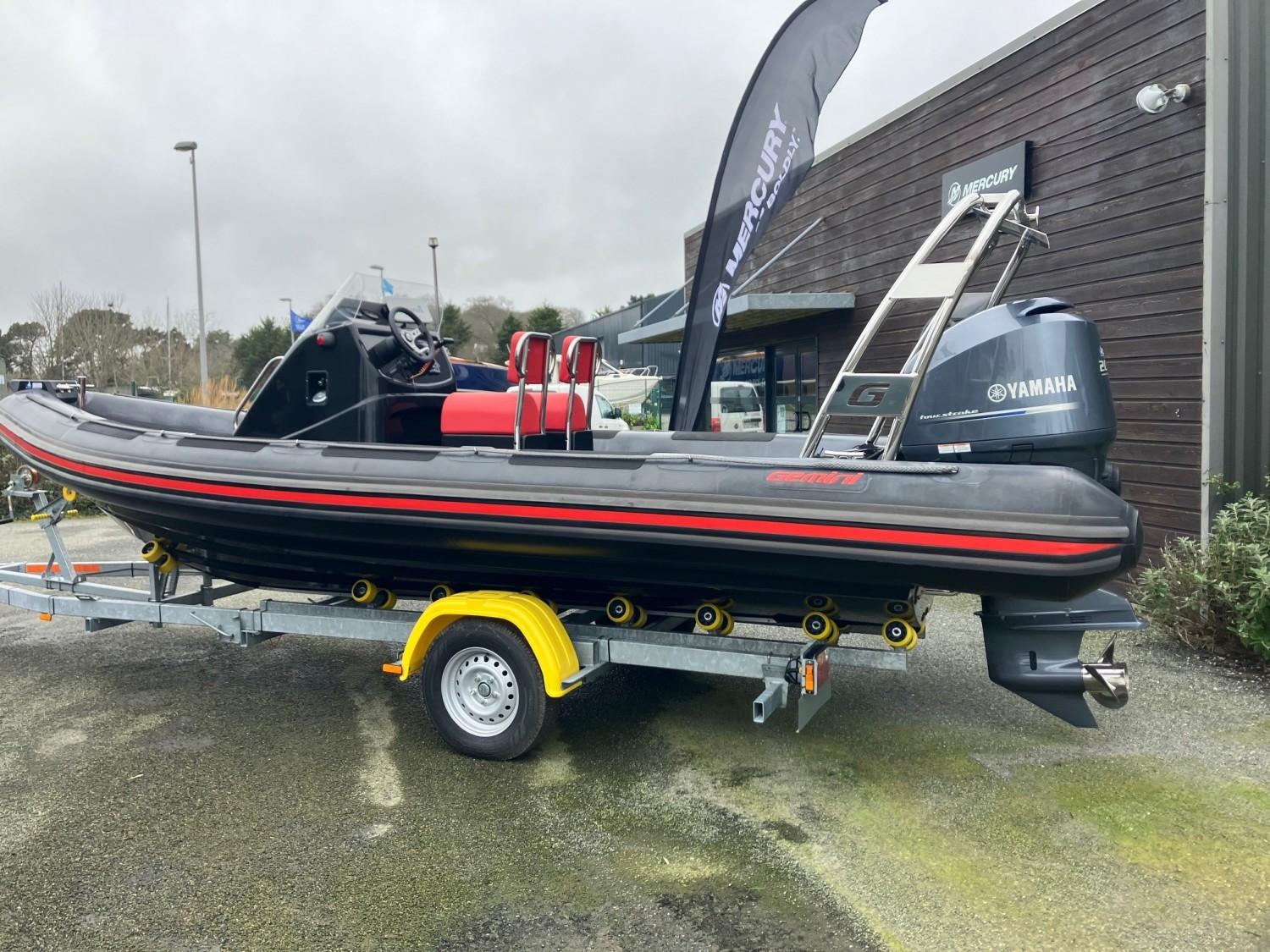 New Gemini Waverider 650 in 30 - Gard - iNautia