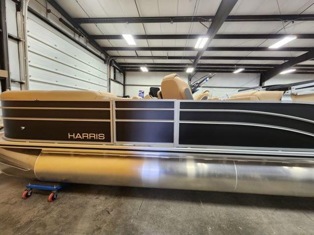 2023 Harris 250 Cruiser CWDH Tri-Toon Pontoon for sale - YachtWorld