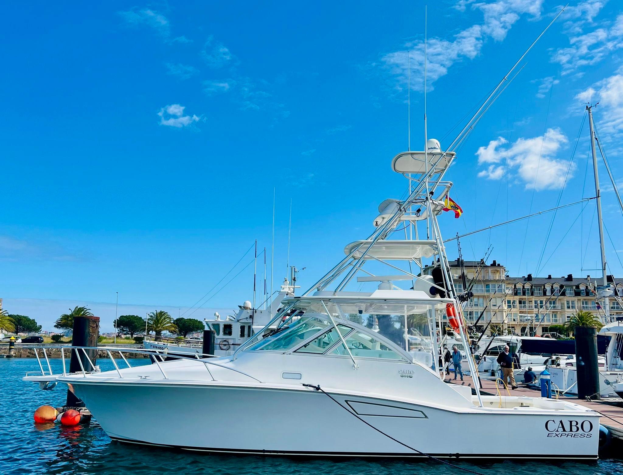 2013 Cabo 36 Express Sport Fishing for sale - YachtWorld
