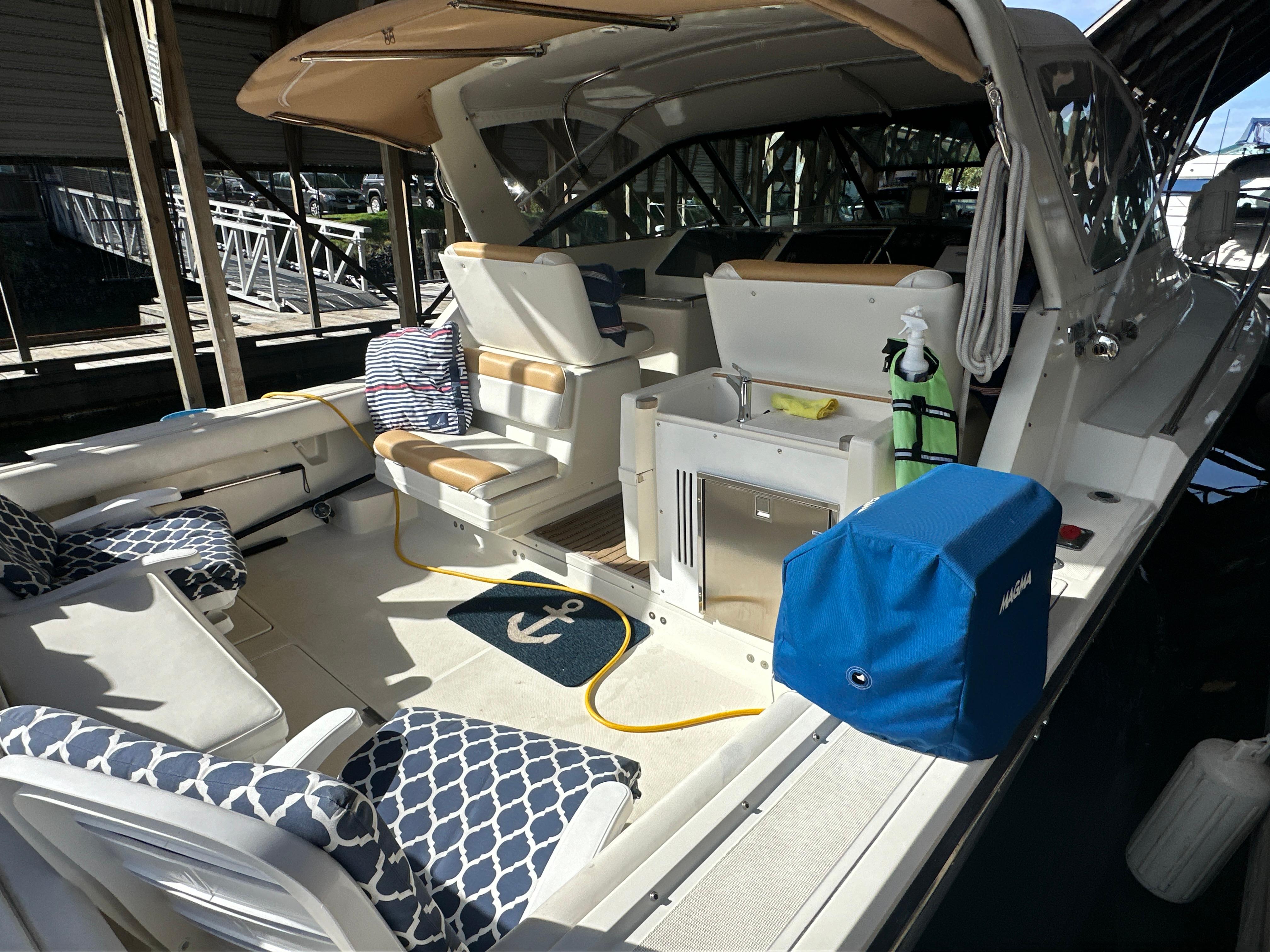 1988 Tiara Yachts 3300 Open Express Cruiser for sale - YachtWorld