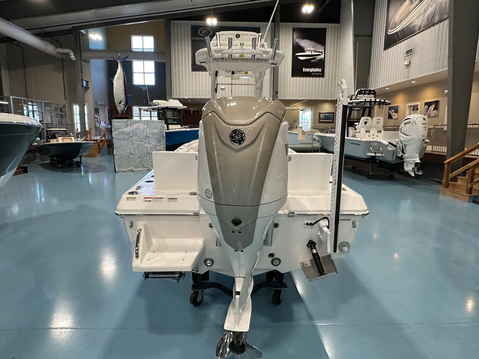 2024 Everglades 243 CC Center Console for sale - YachtWorld