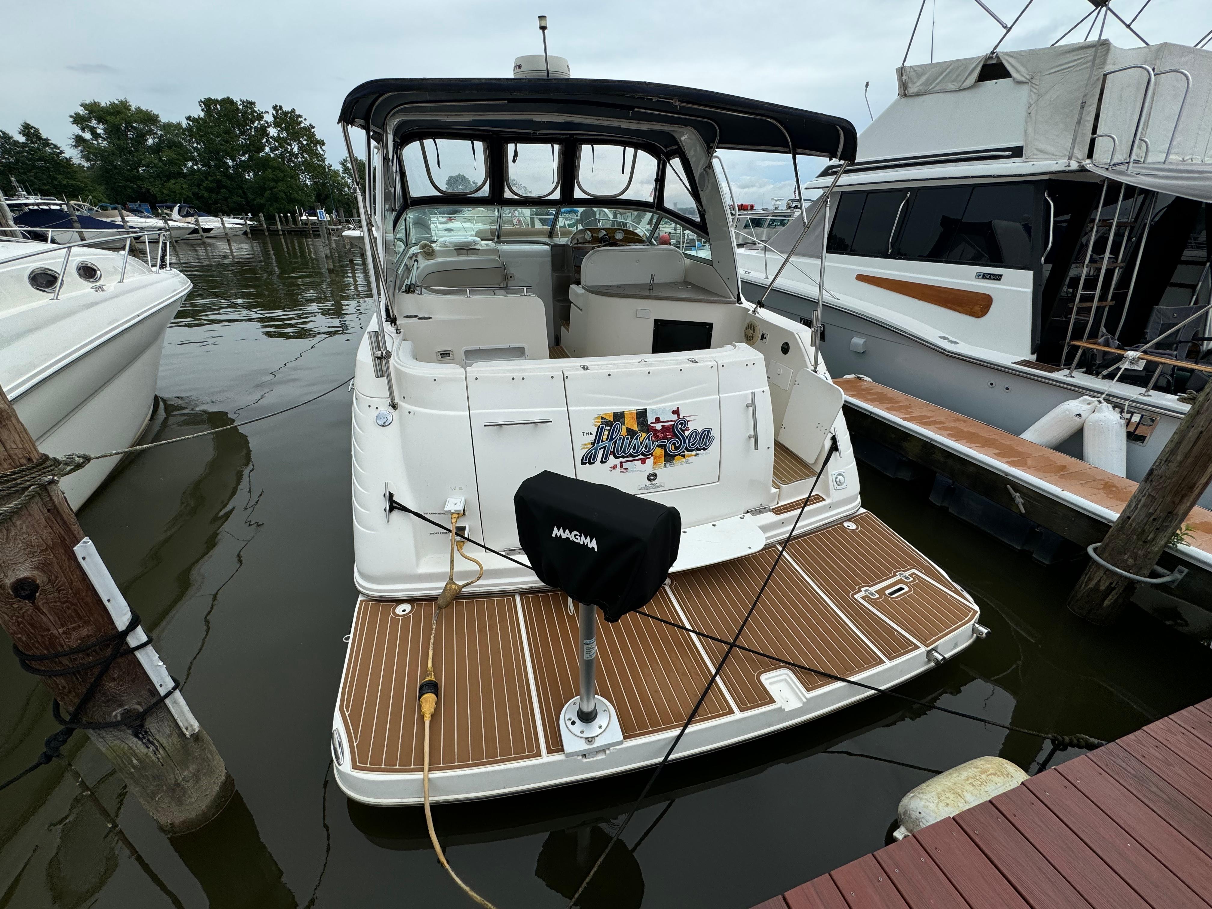 2006 Rinker 320 Express Cruiser Cruiser for sale - YachtWorld