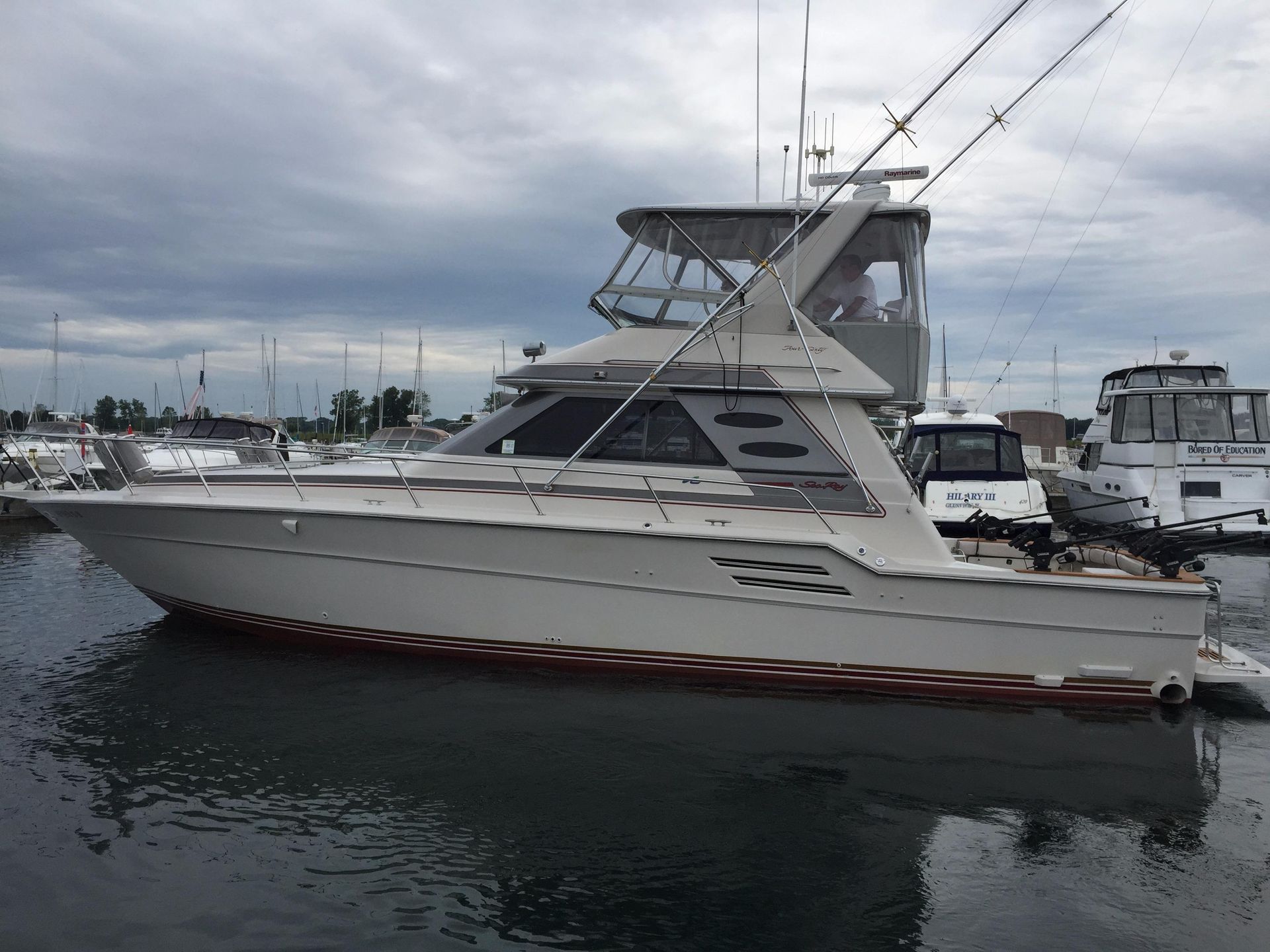 1987 Sea Ray 460 Convertible Freshwater - Weber Yachts