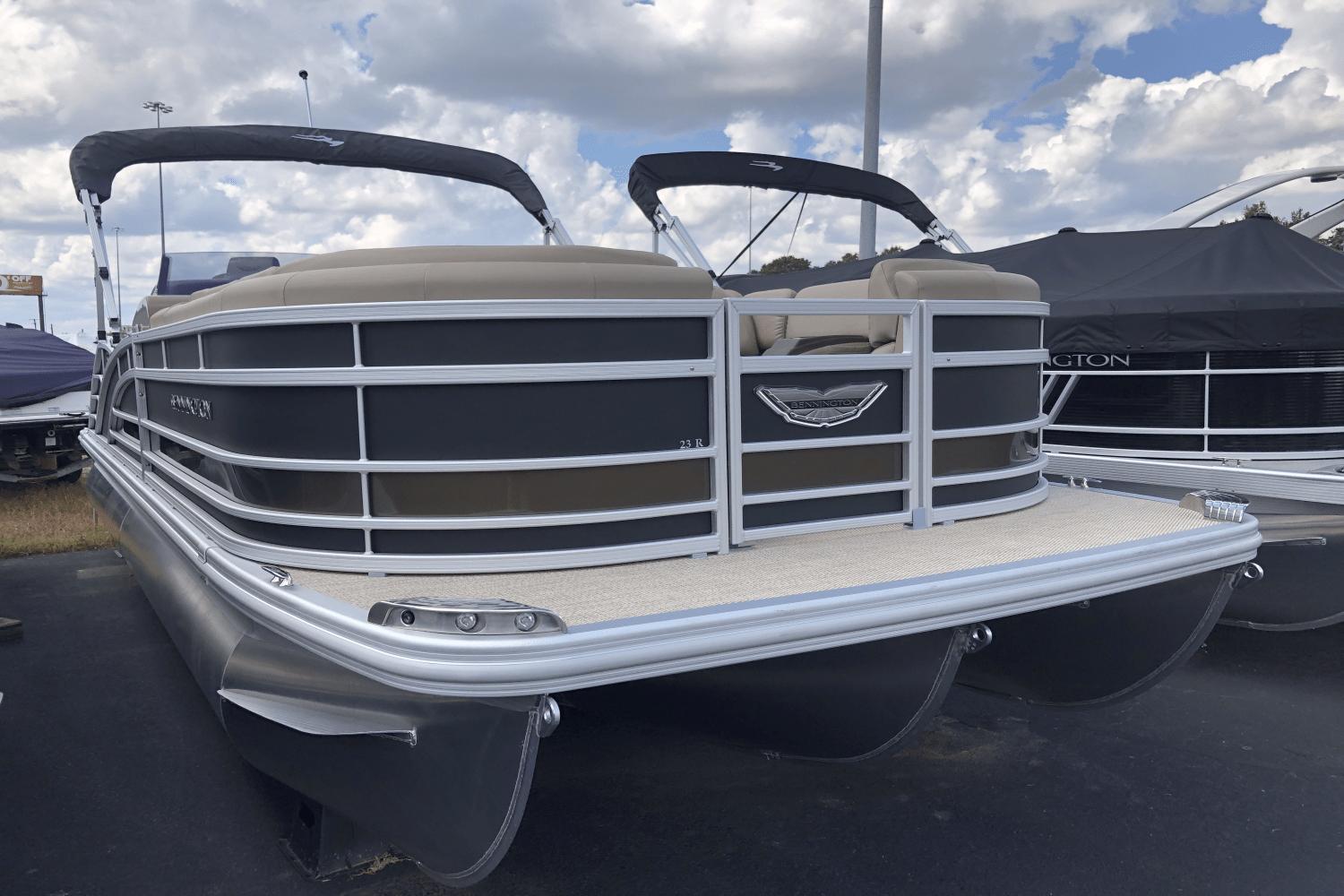 2024 Bennington 23 RSB Bateaux ponton à vendre - YachtWorld