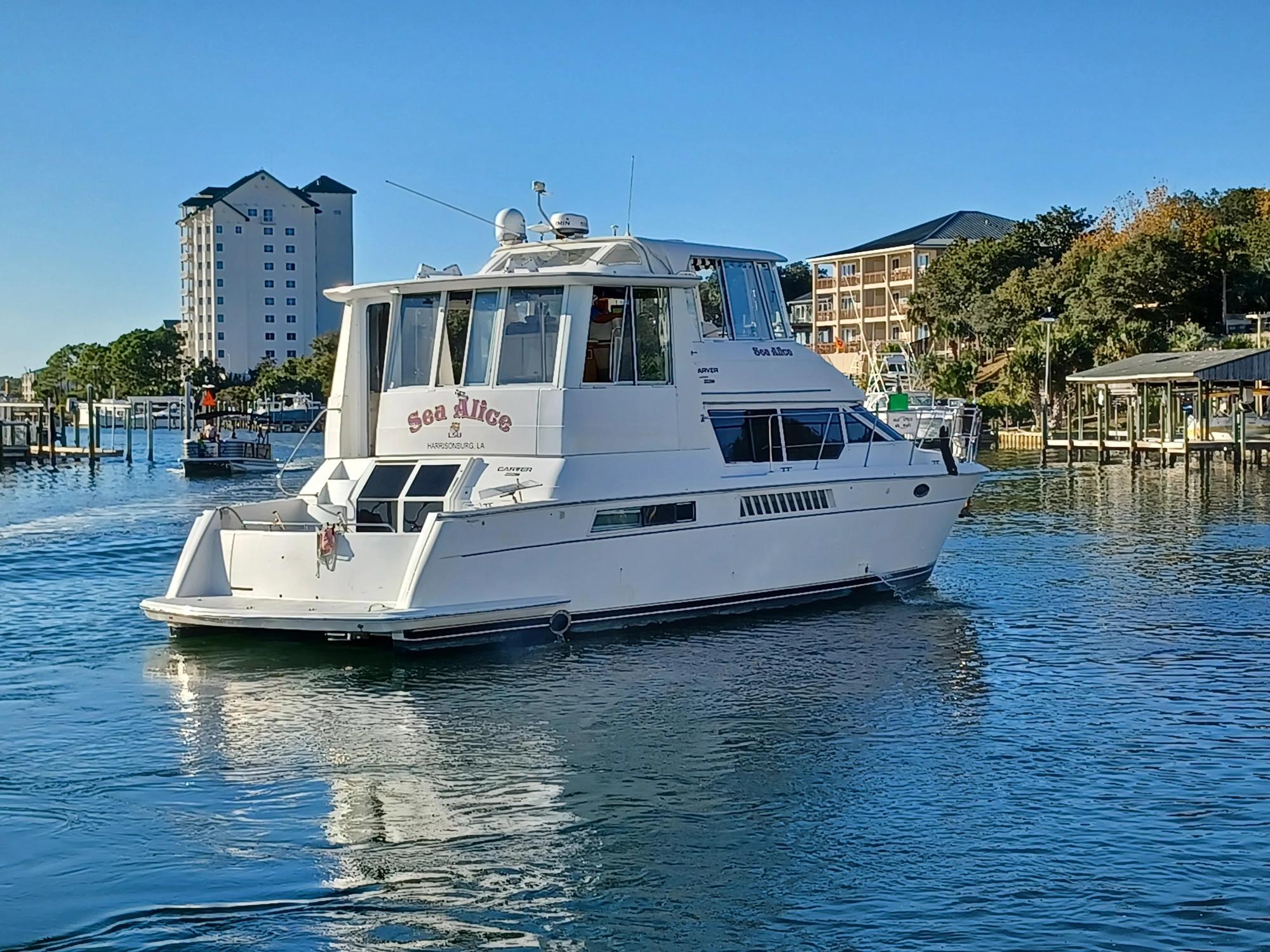 1997 Carver 500 Cockpit Motor Yacht Motoryachten Kaufen - YachtWorld