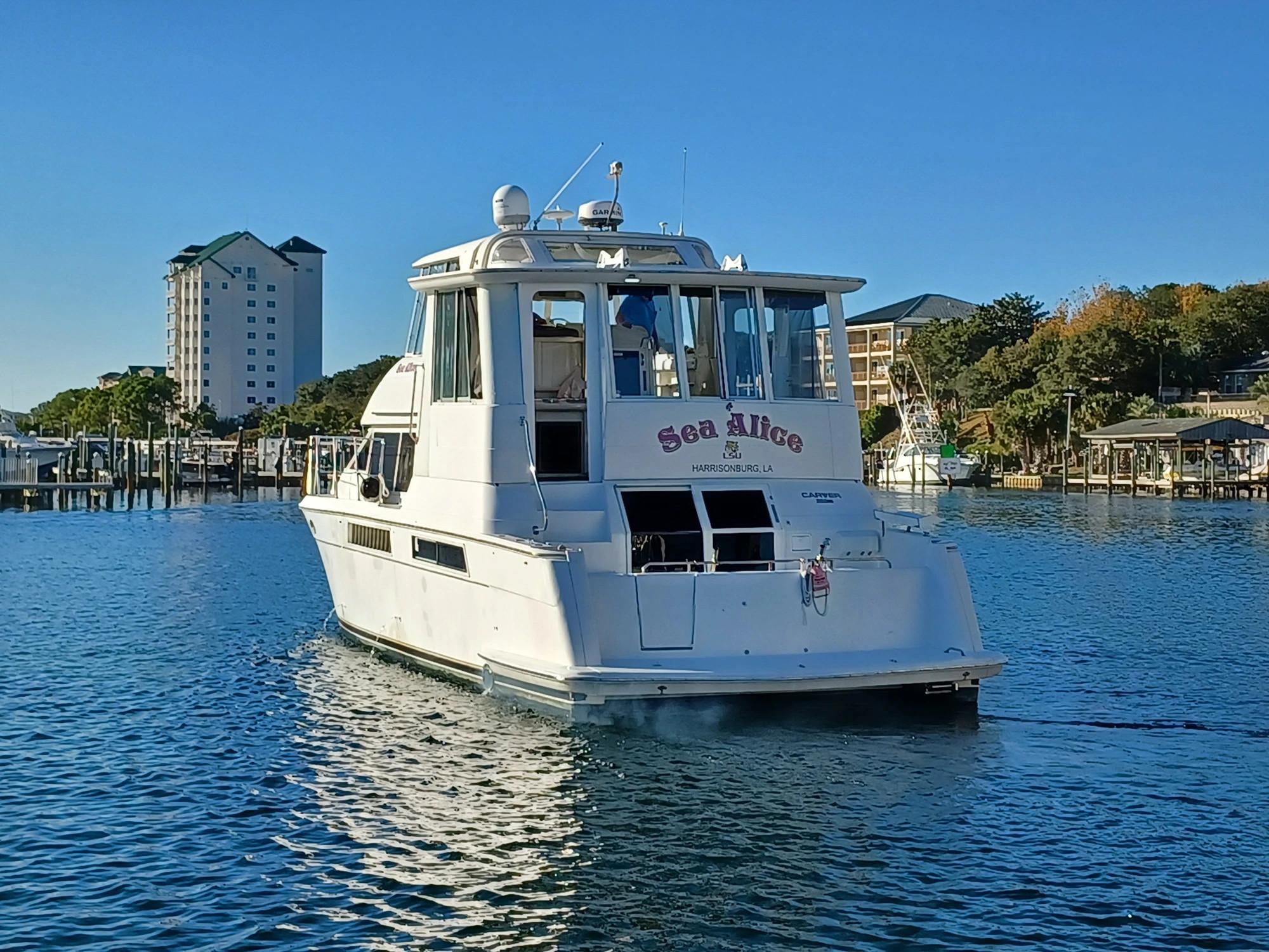 1997 Carver 500 Cockpit Motor Yacht Motoryachten Kaufen - YachtWorld
