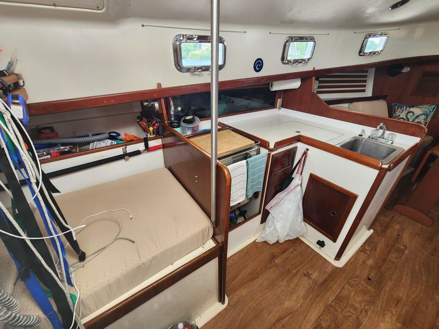 1980 Nonsuch 30 Classic Cruiser for sale - YachtWorld