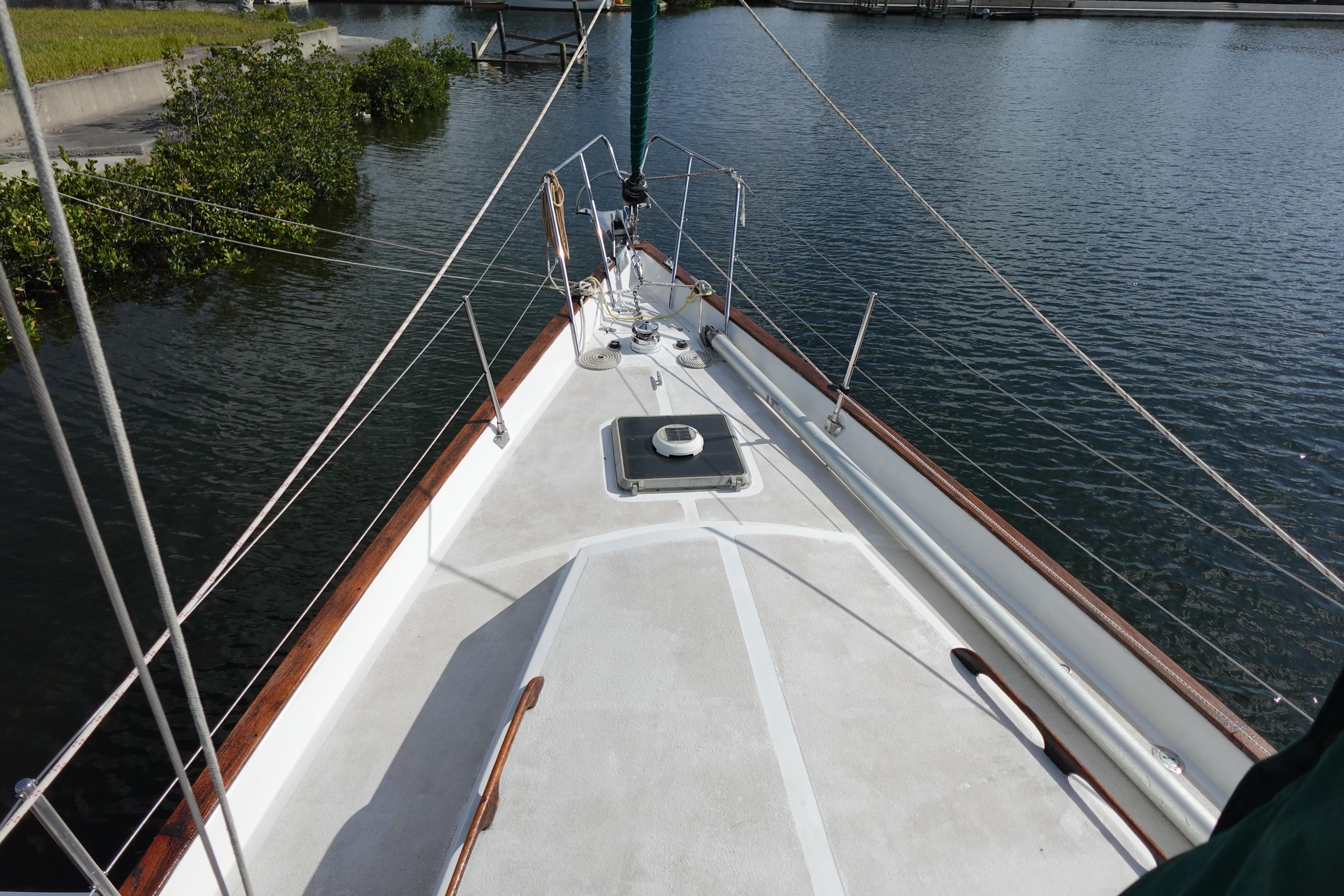 1982 Morgan 383 Morgan Cruceros (vela) en venta - YachtWorld