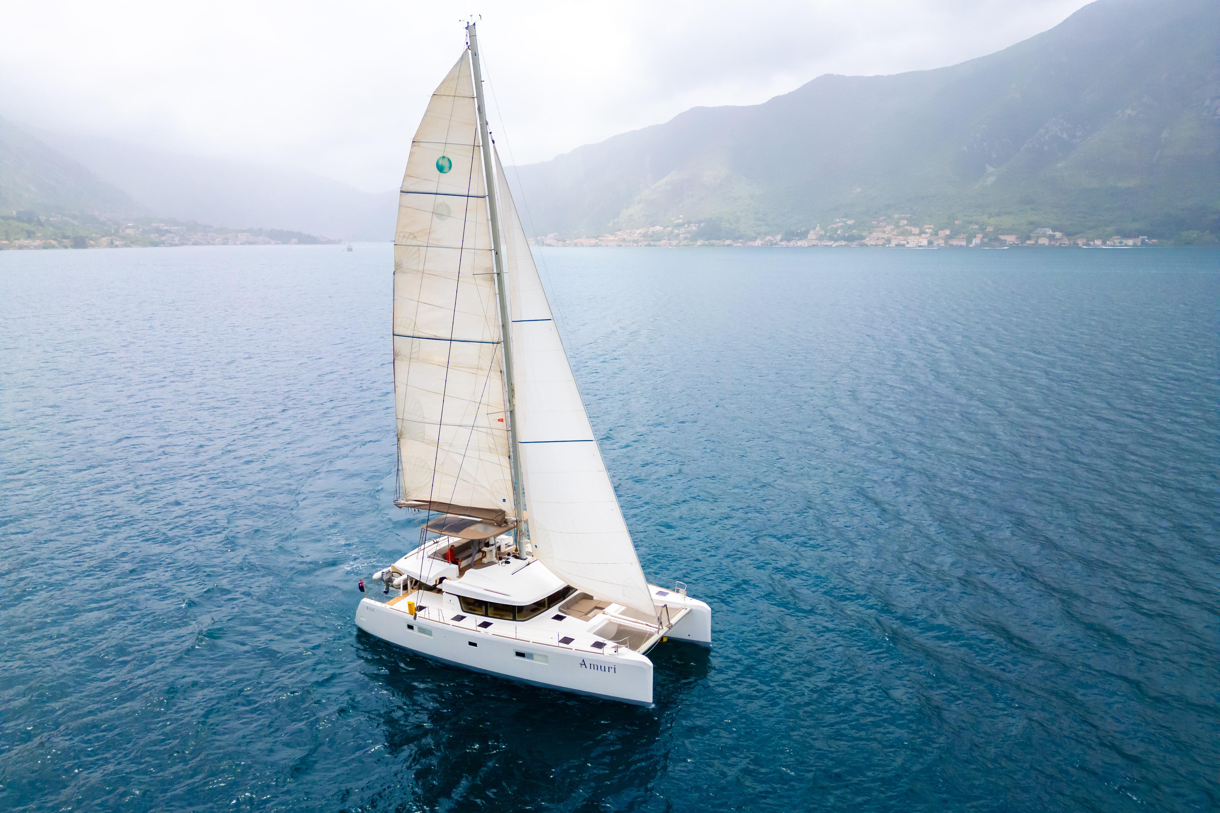 Used Lagoon 52 F - iNautia