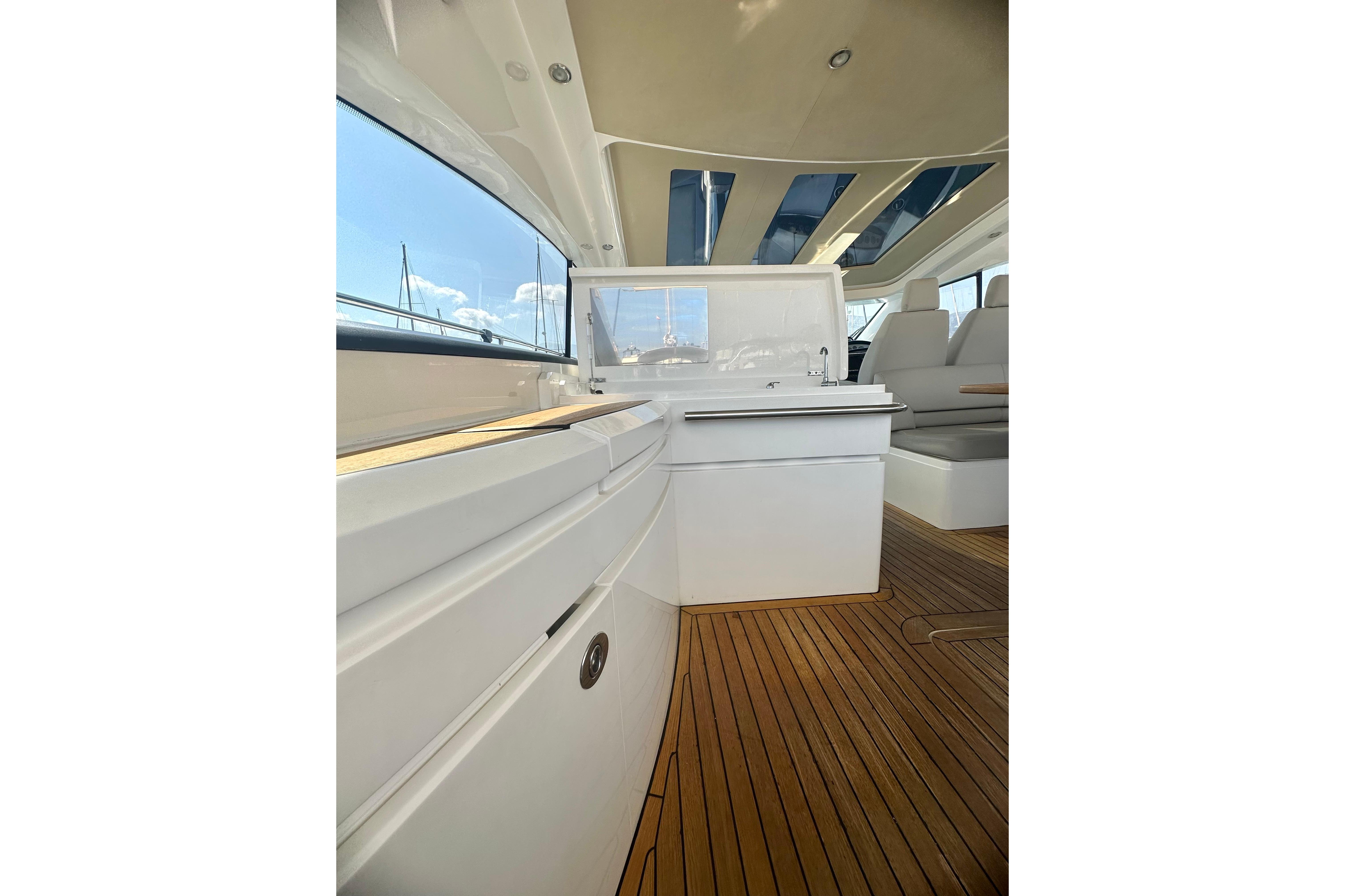 Ocasión 2008 Princess V53 - Alicante | TopBarcos.com