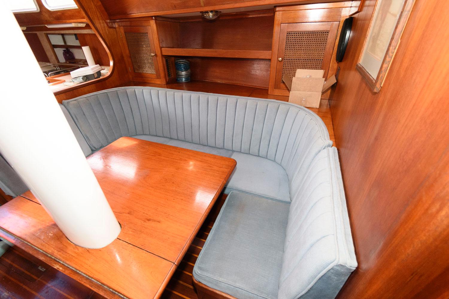 1977 Gulfstar 50 Center Cockpit Barche cabinate in vendita- YachtWorld
