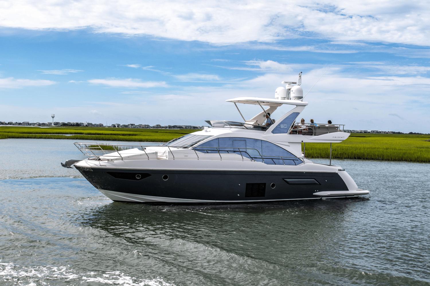 2018 Azimut 50 Flybridge Motoryachten Kaufen - YachtWorld