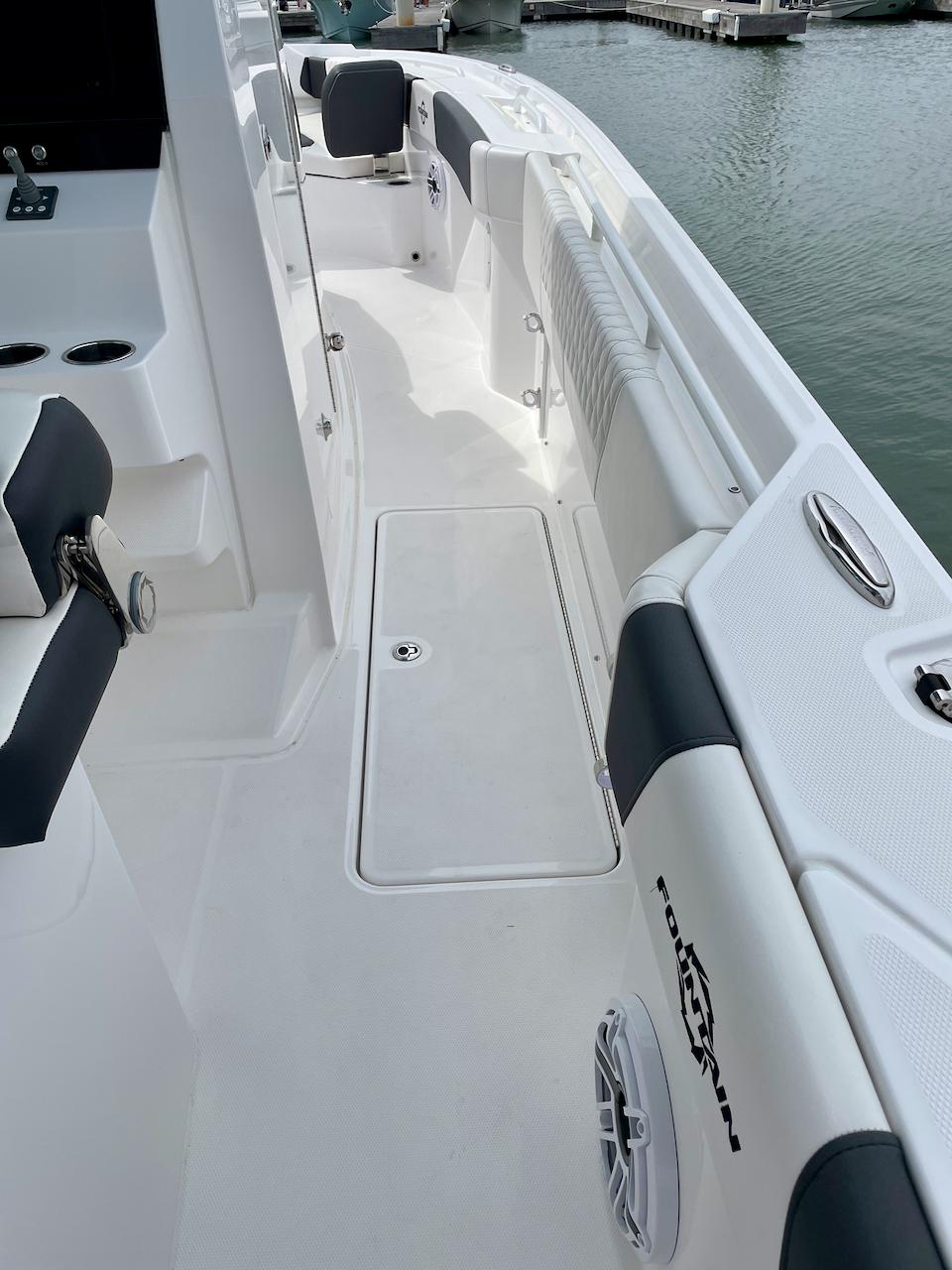 2023 Fountain 32 NX Center Console for sale - YachtWorld