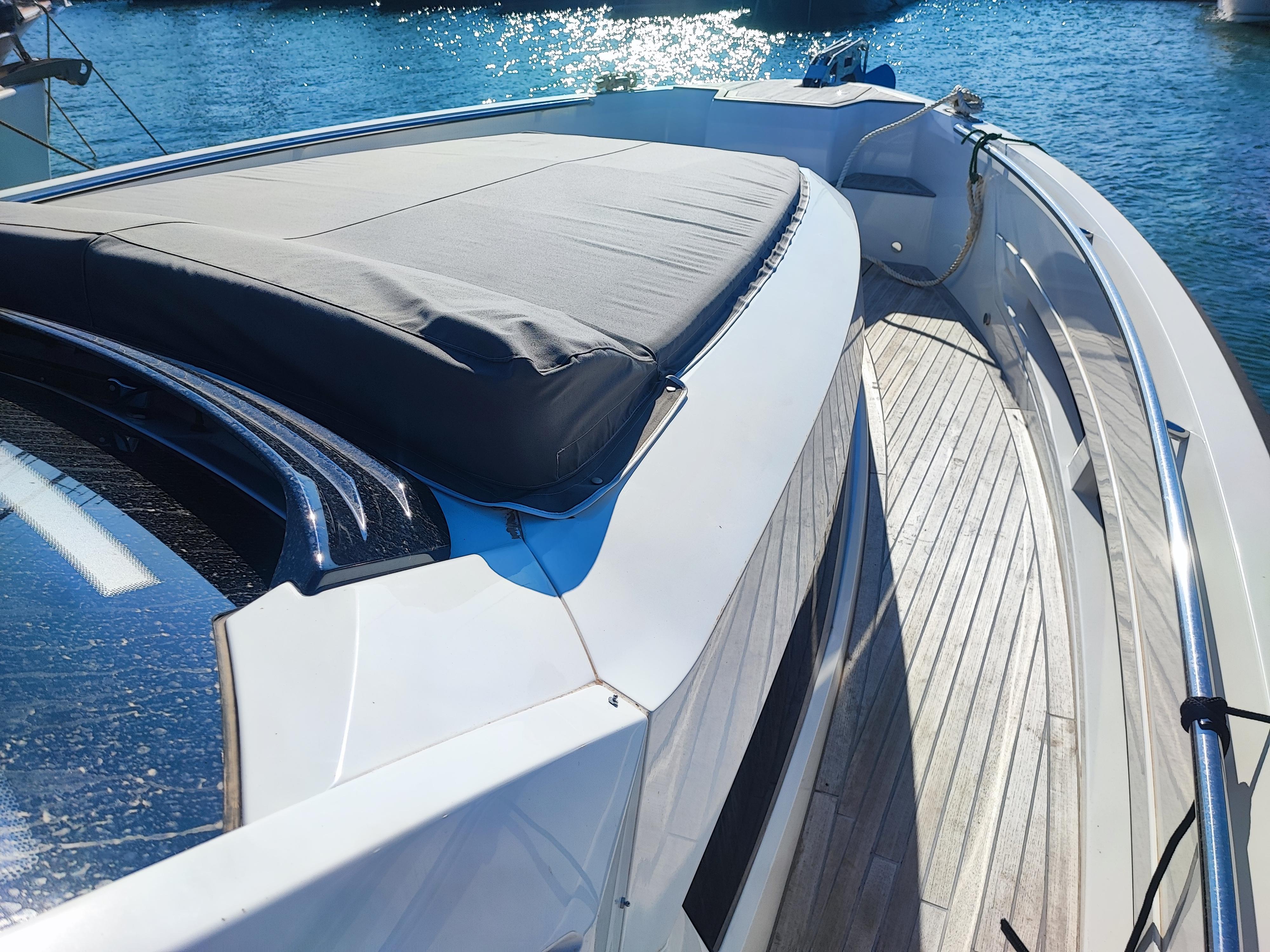 2022 Windy SR 44 BLACKHAWK Cruiser for sale - YachtWorld