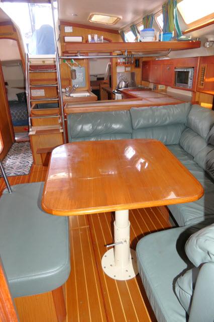 2000 Hunter 460 Cruiser for sale - YachtWorld