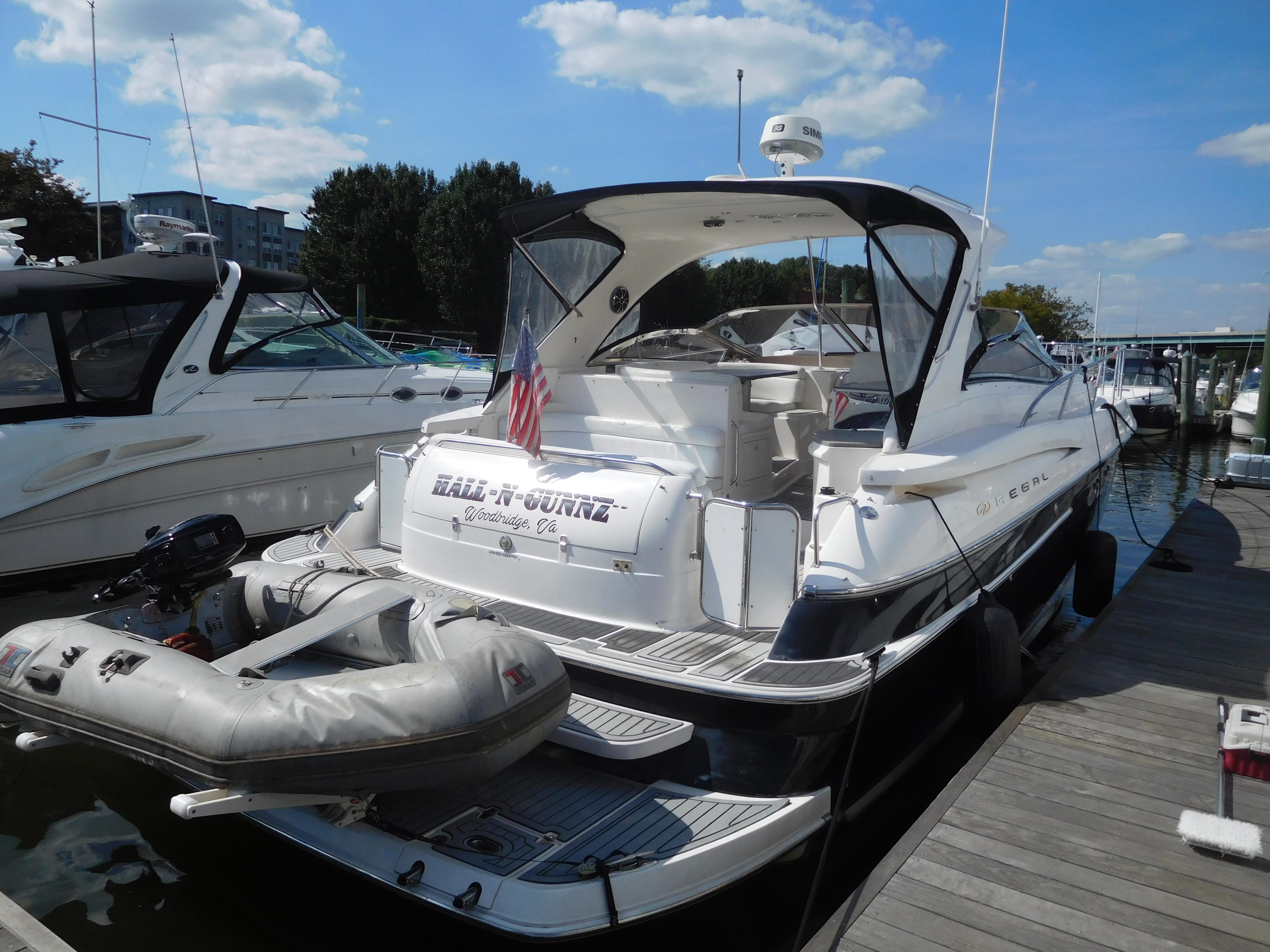 2005 Regal 4260 Commodore Cruiser for sale - YachtWorld