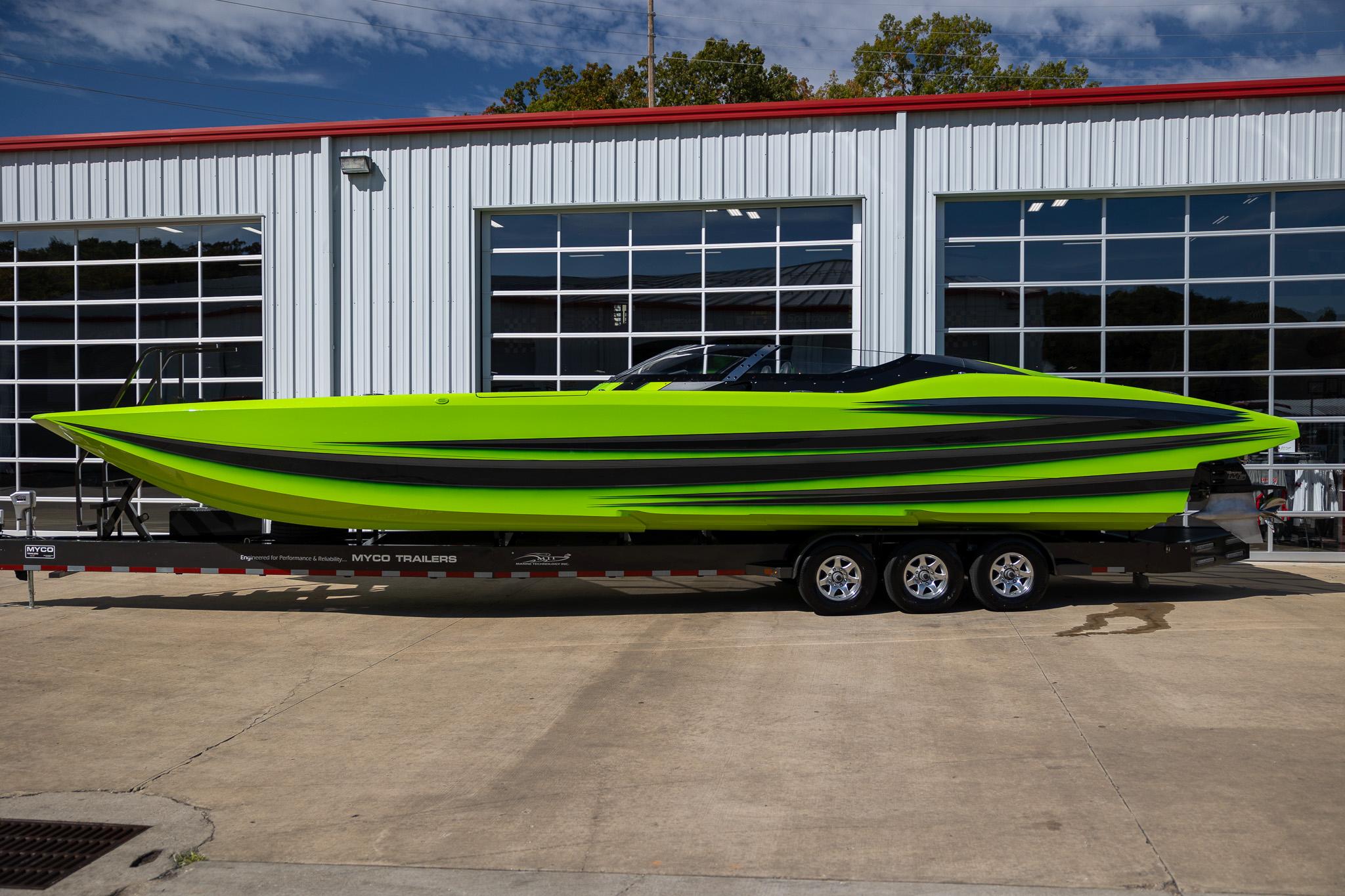 2017 MTI 40 R/P Schnellboote und Sportboote Kaufen - YachtWorld