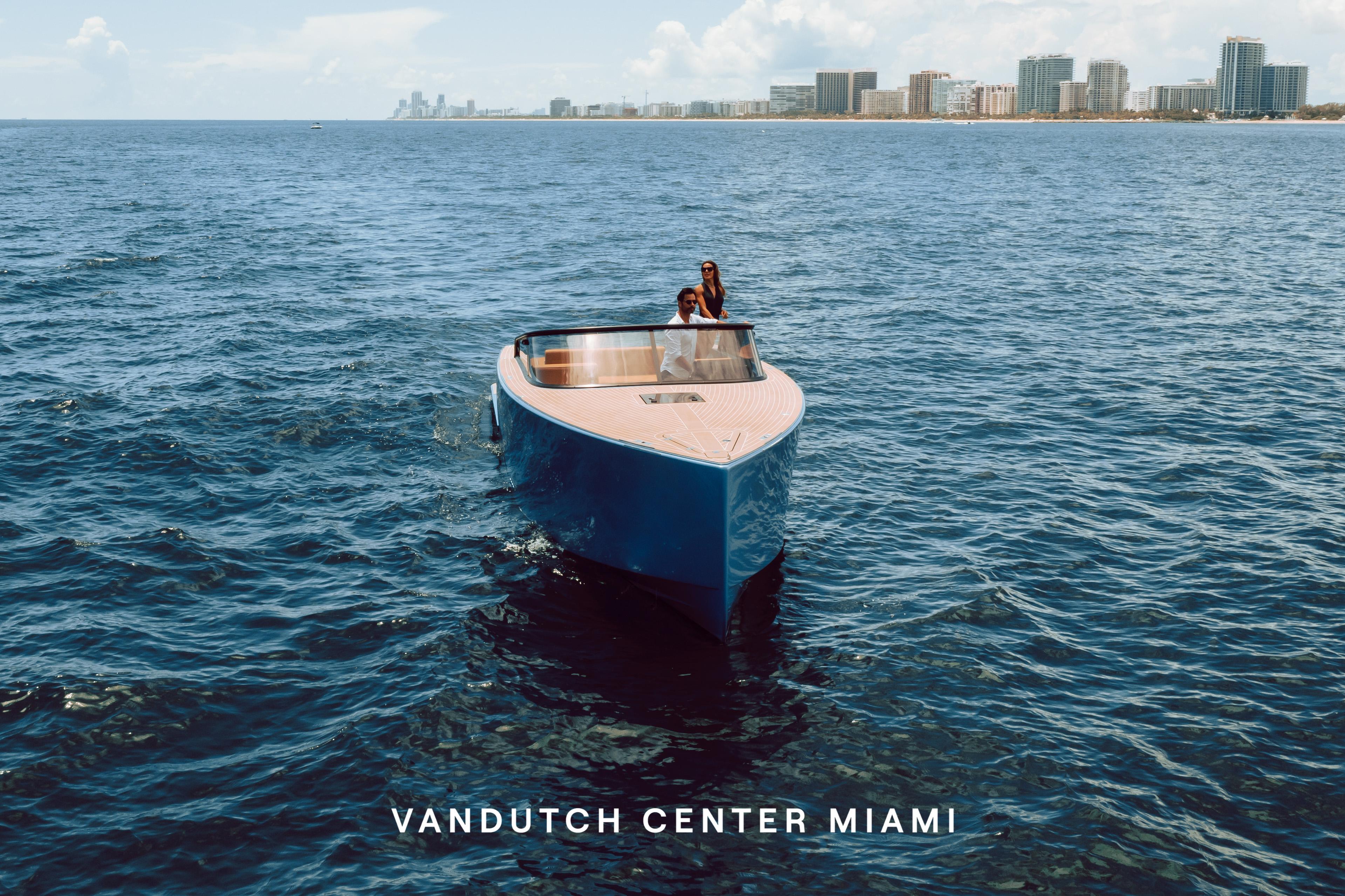 2022 VanDutch 32 Cruiser til salg- YachtWorld